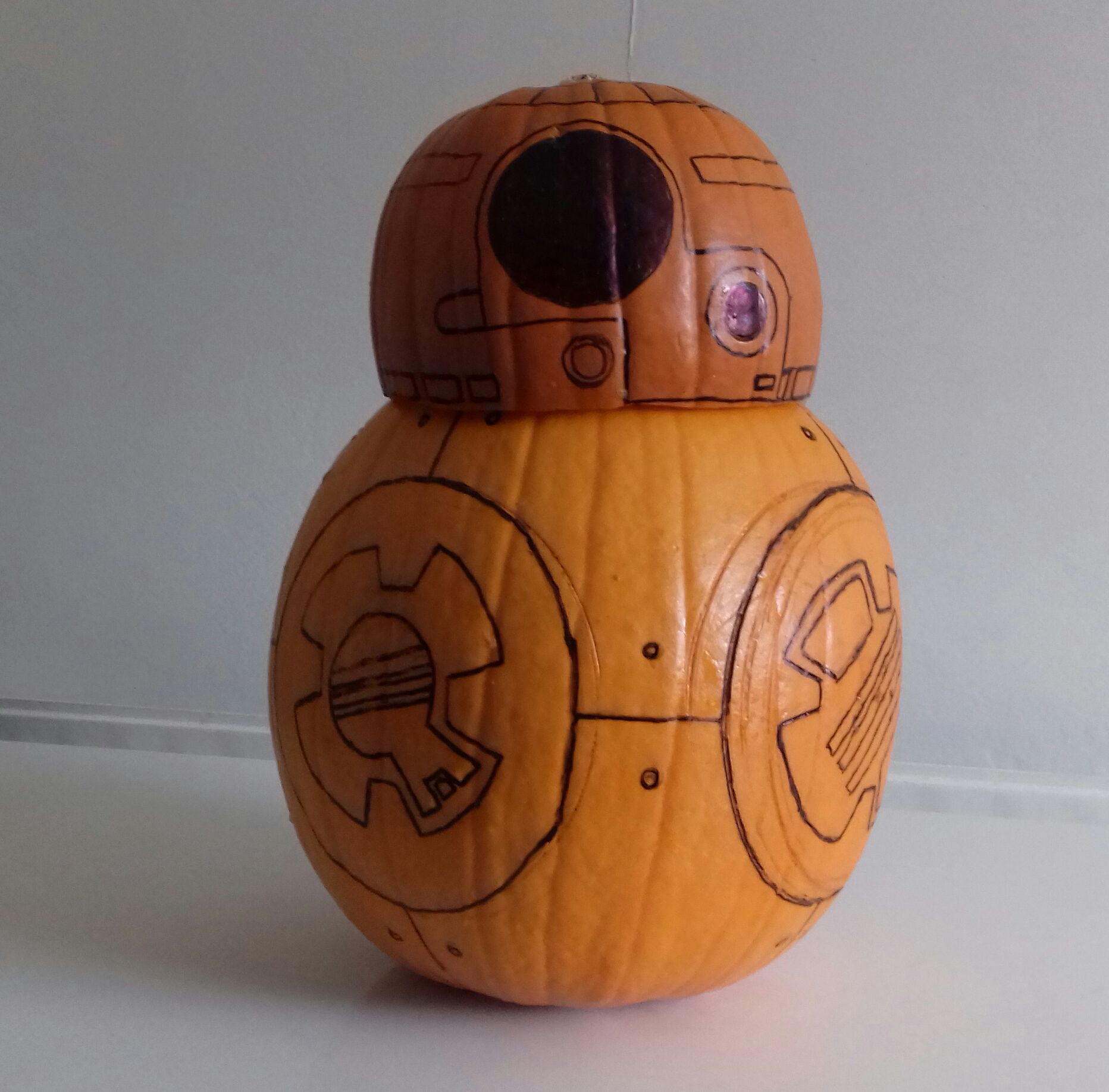 BB-8 Pumpkin... Aka the Rise of Skywalker Is Coming! : 3 Steps (with ...
