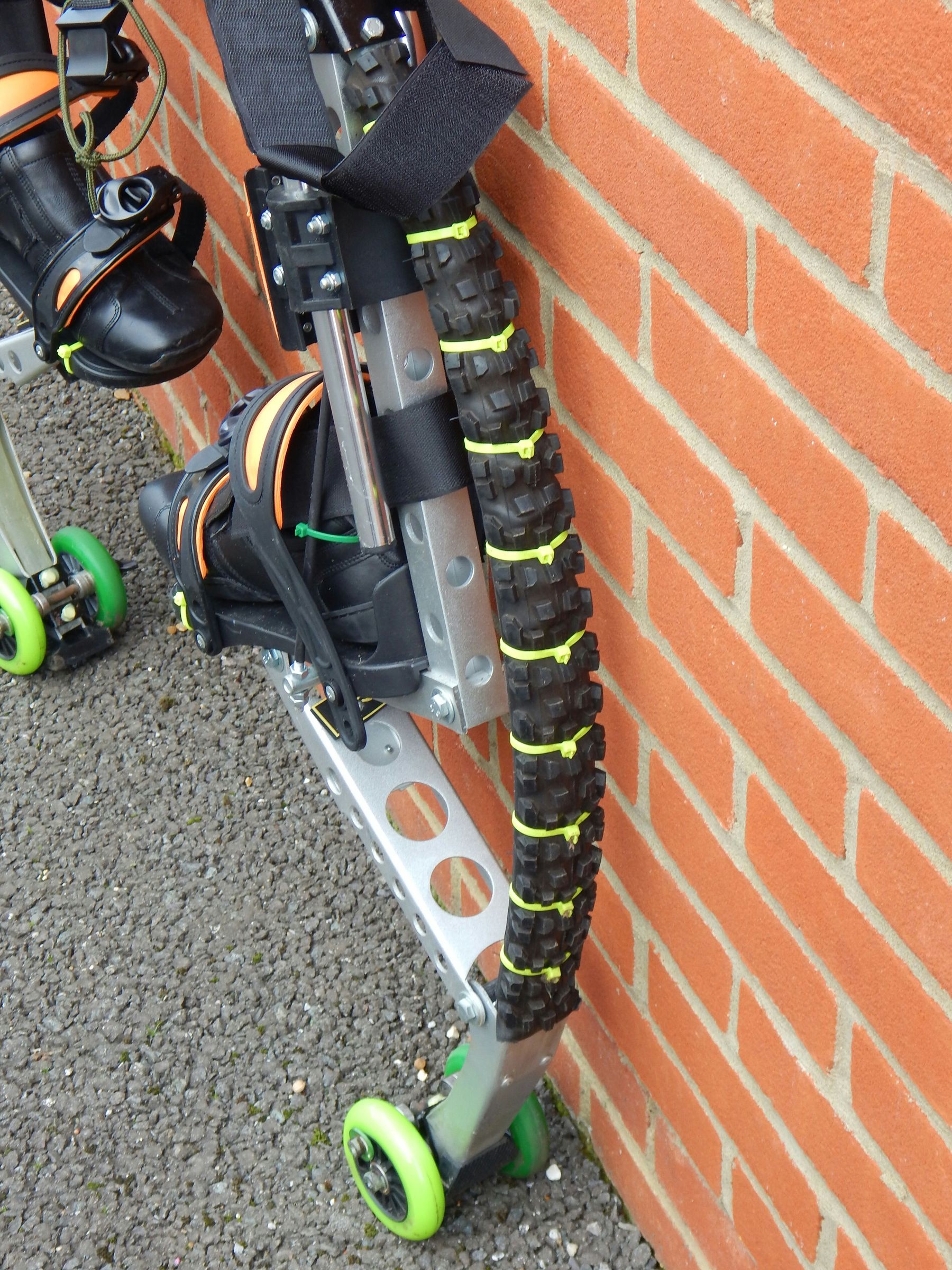 Powerisers Powerbocking Jumping Stilts - Off Road Powerbocking Mods : 8 ...