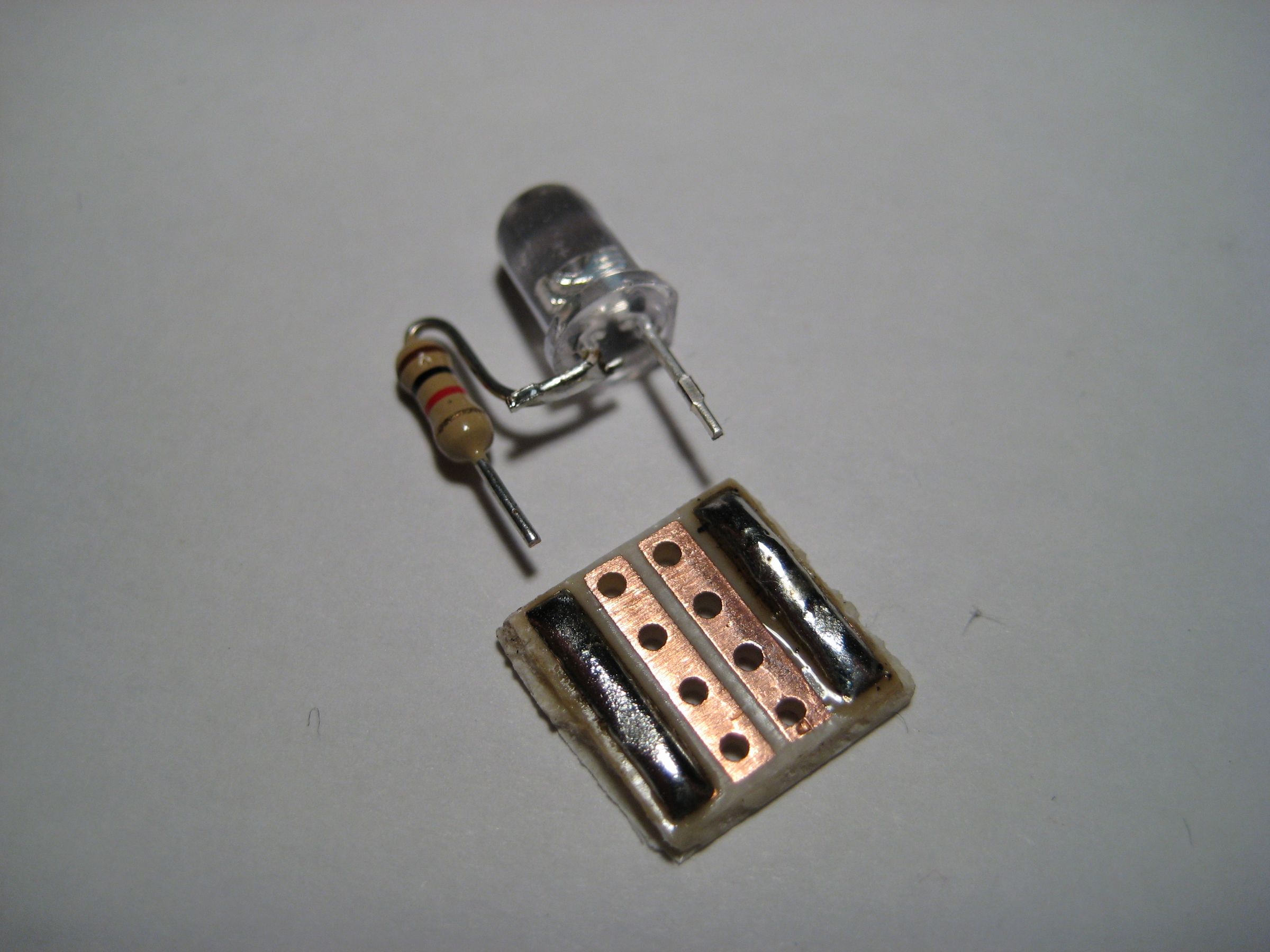 The Smallest USB LED : 5 Steps (with Pictures) - Instructables