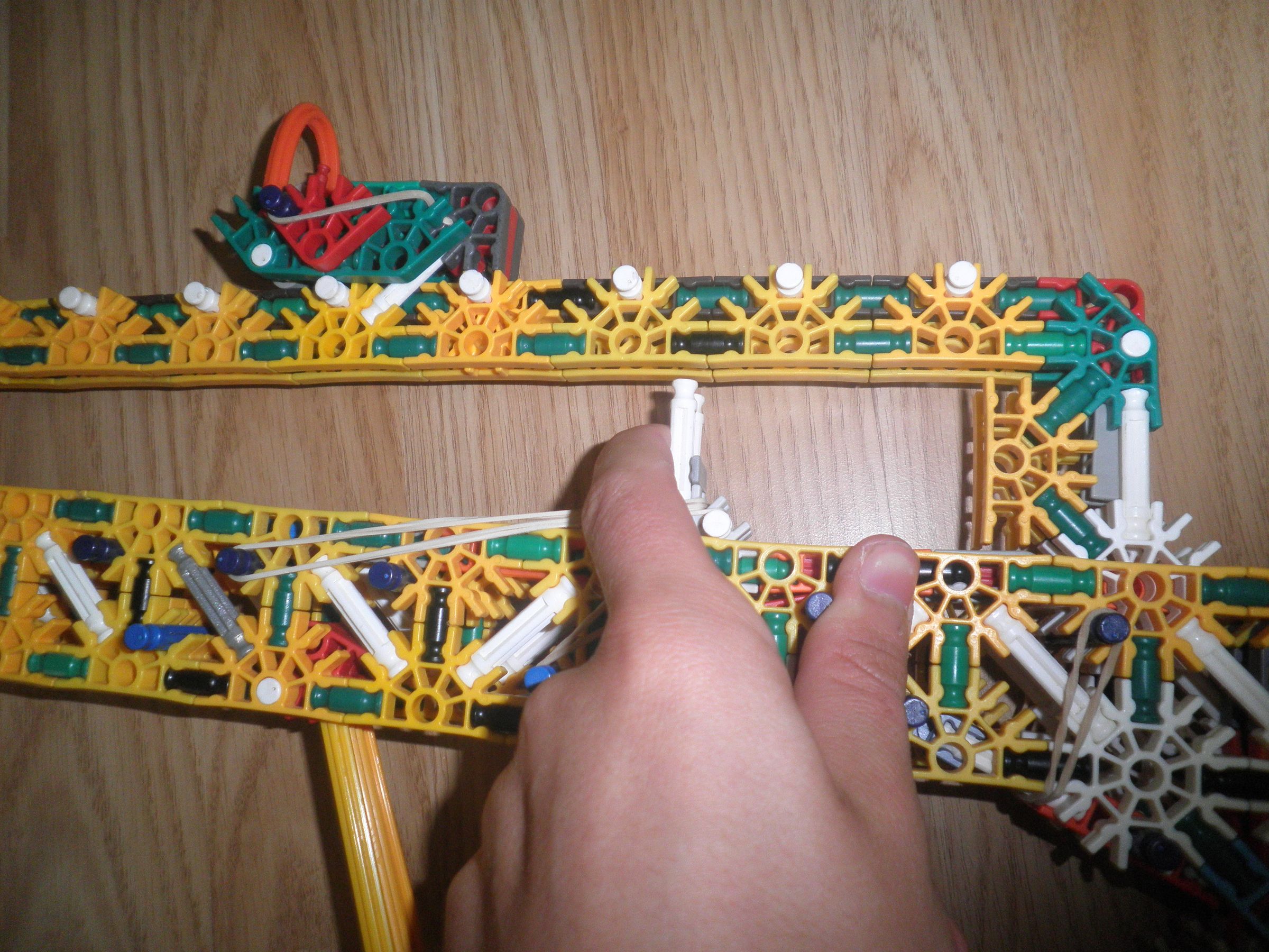 K'nex FAMAS G2 Instructions: : 5 Steps - Instructables