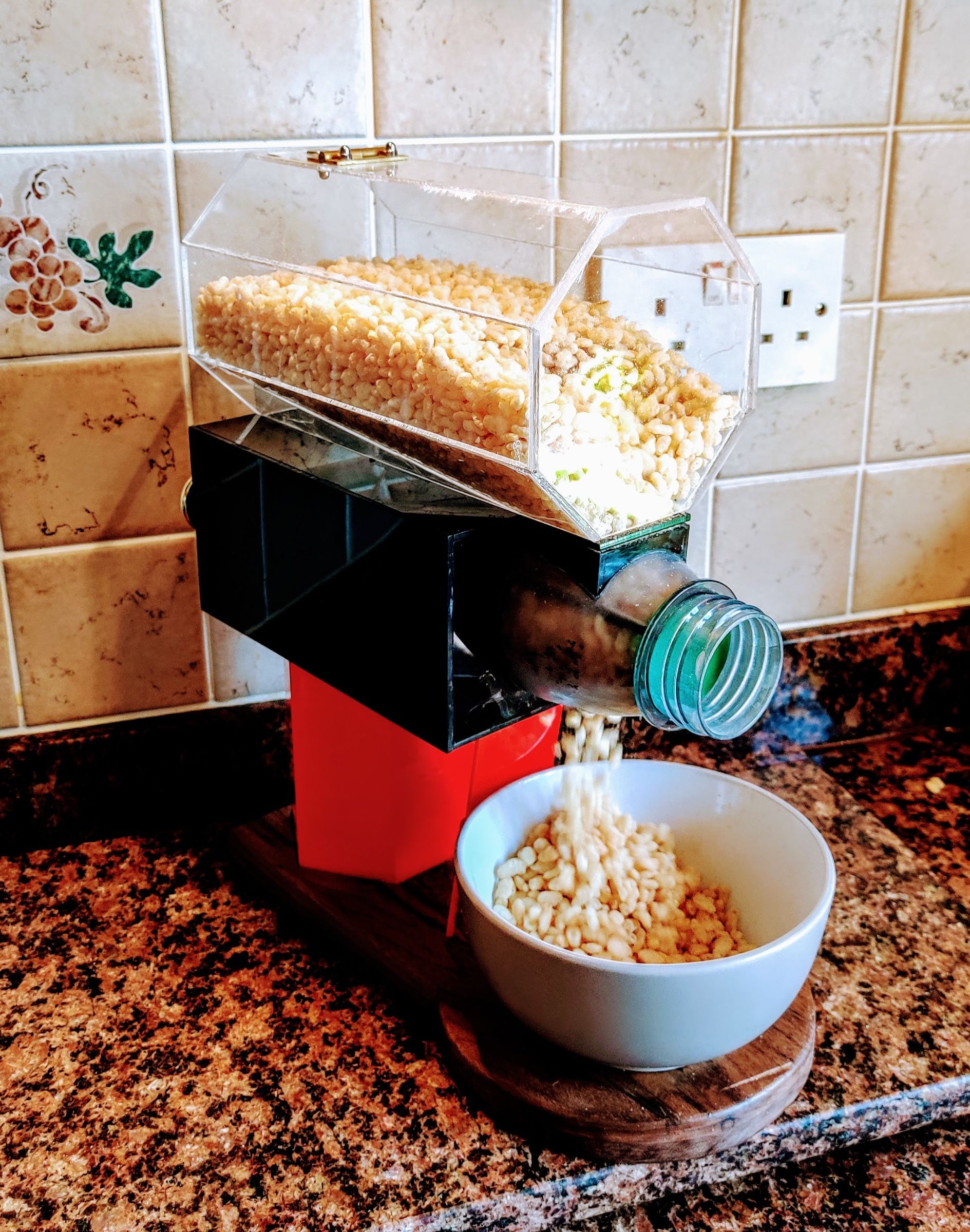 Automated Cereal Dispenser : 9 Steps (with Pictures) - Instructables
