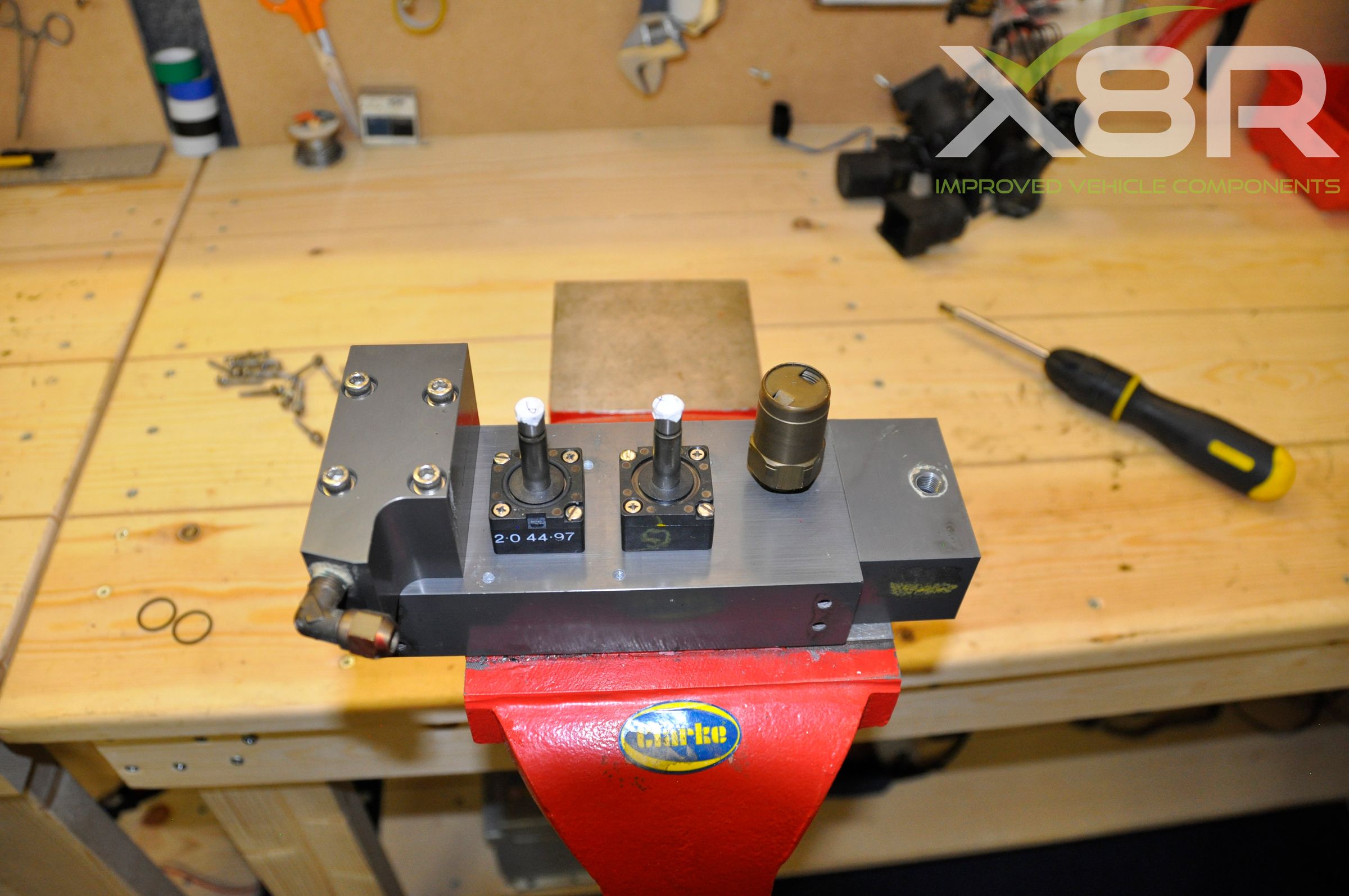 Range Rover P38 EAS Air Suspension Valve Block O-rings and Diaphragm ...