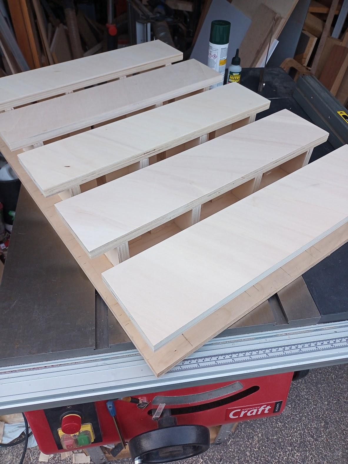 Clamping & Layout Worktop : 8 Steps (with Pictures) - Instructables