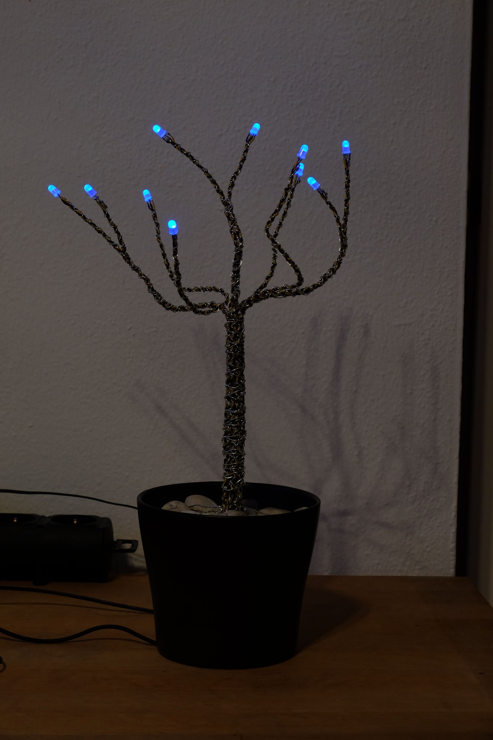 RGB-LED Wire Tree : 9 Steps (with Pictures) - Instructables