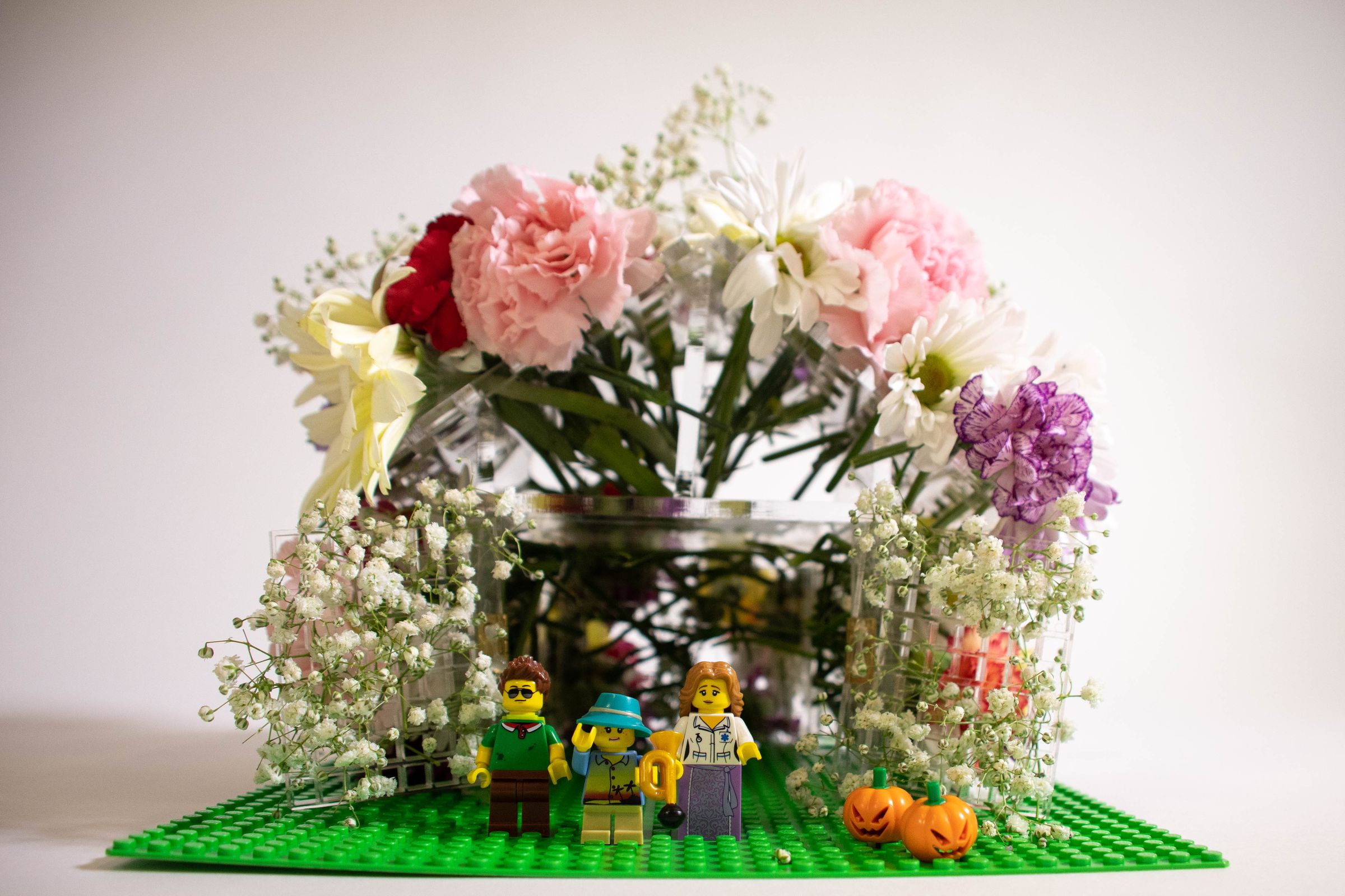 A New Flower Home for Lego Minifigures : 14 Steps - Instructables