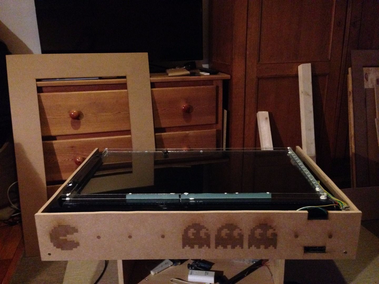 Touch Screen Coffee Table DIY With 32" TV and Low Cost CCD Sensor : 18 ...