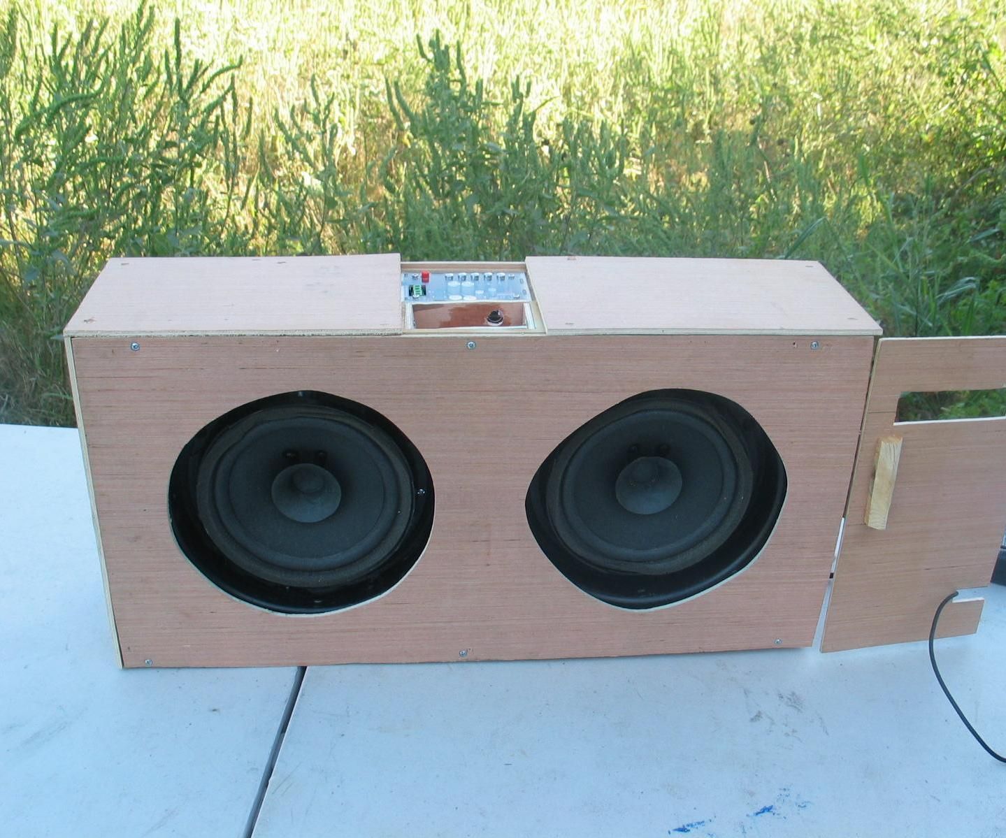 Car Speaker Boom Box : 5 Steps - Instructables
