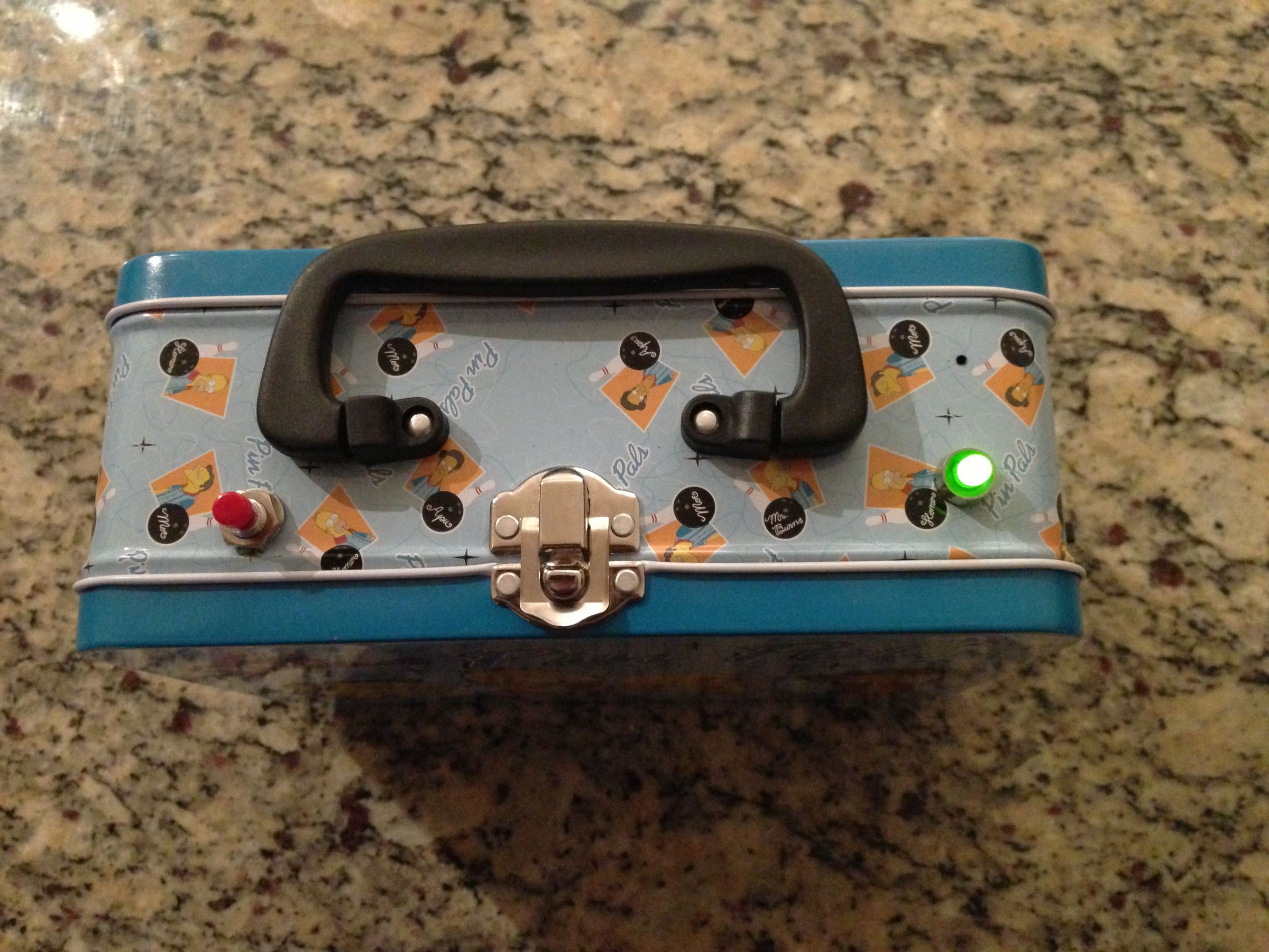 Lunch Box That Plays Excerpts From "The Simpsons" - Instructables