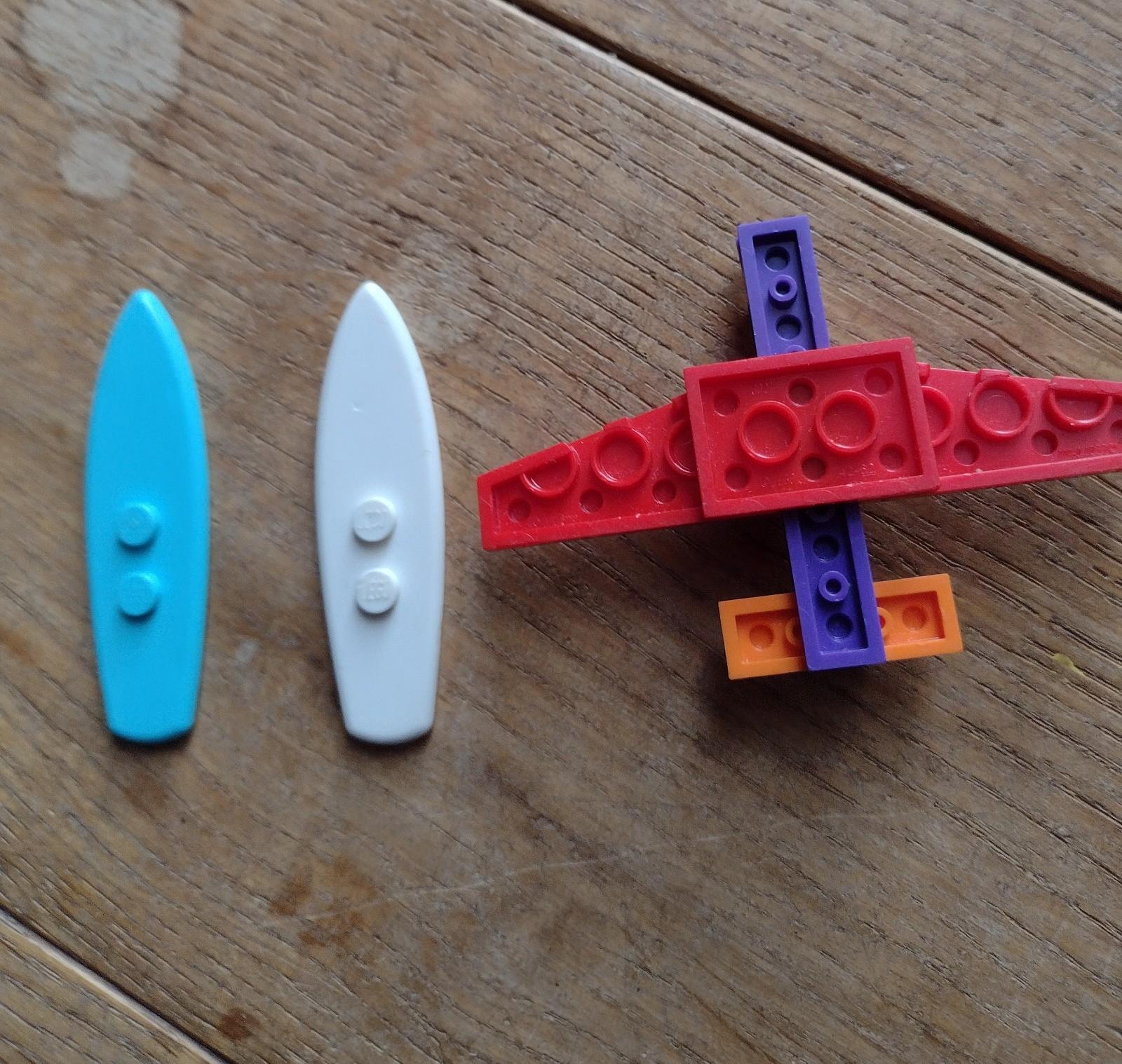 Lego Seaplane : 4 Steps - Instructables