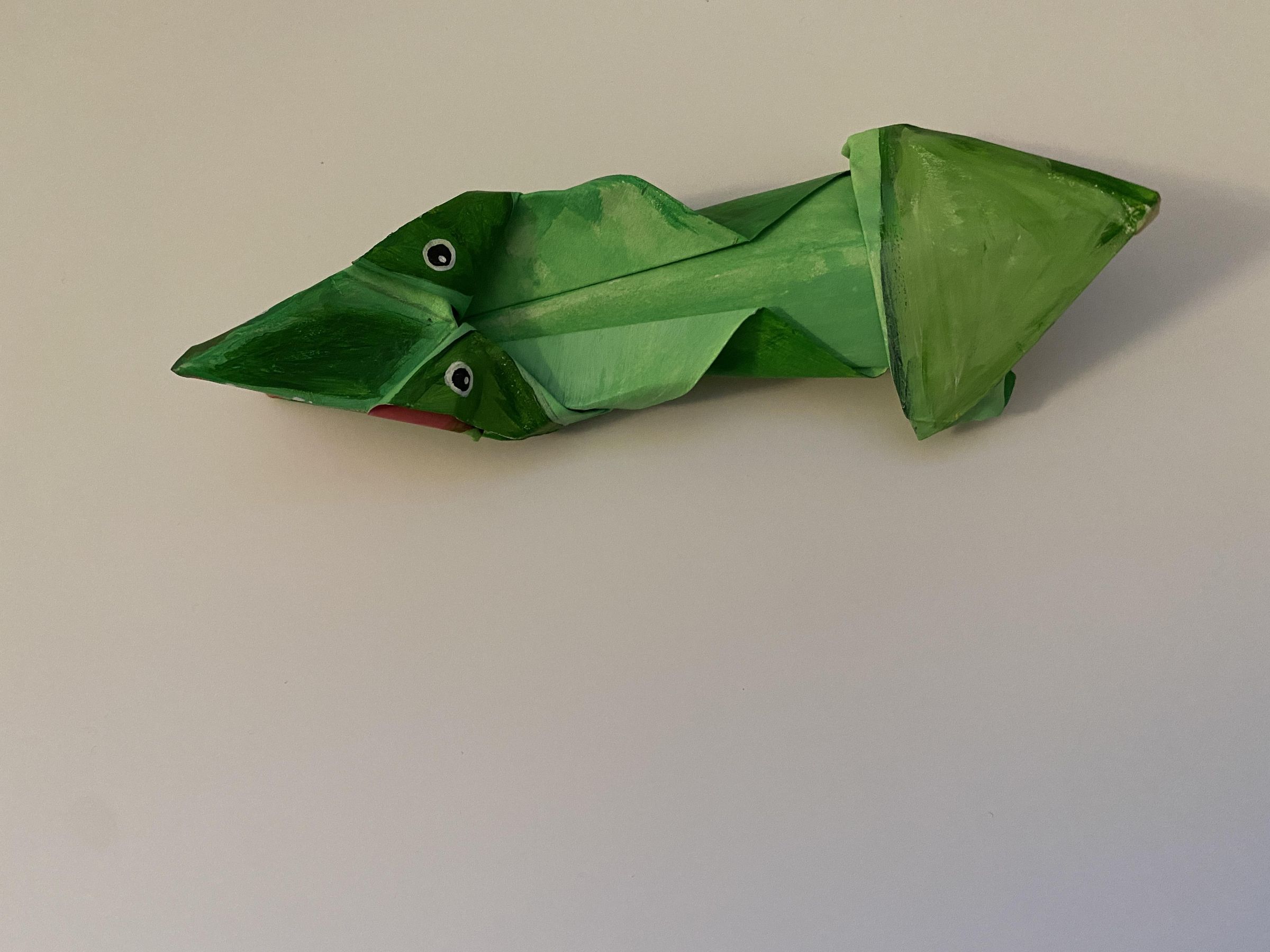 Painted Origami Gator : 18 Steps (with Pictures) - Instructables