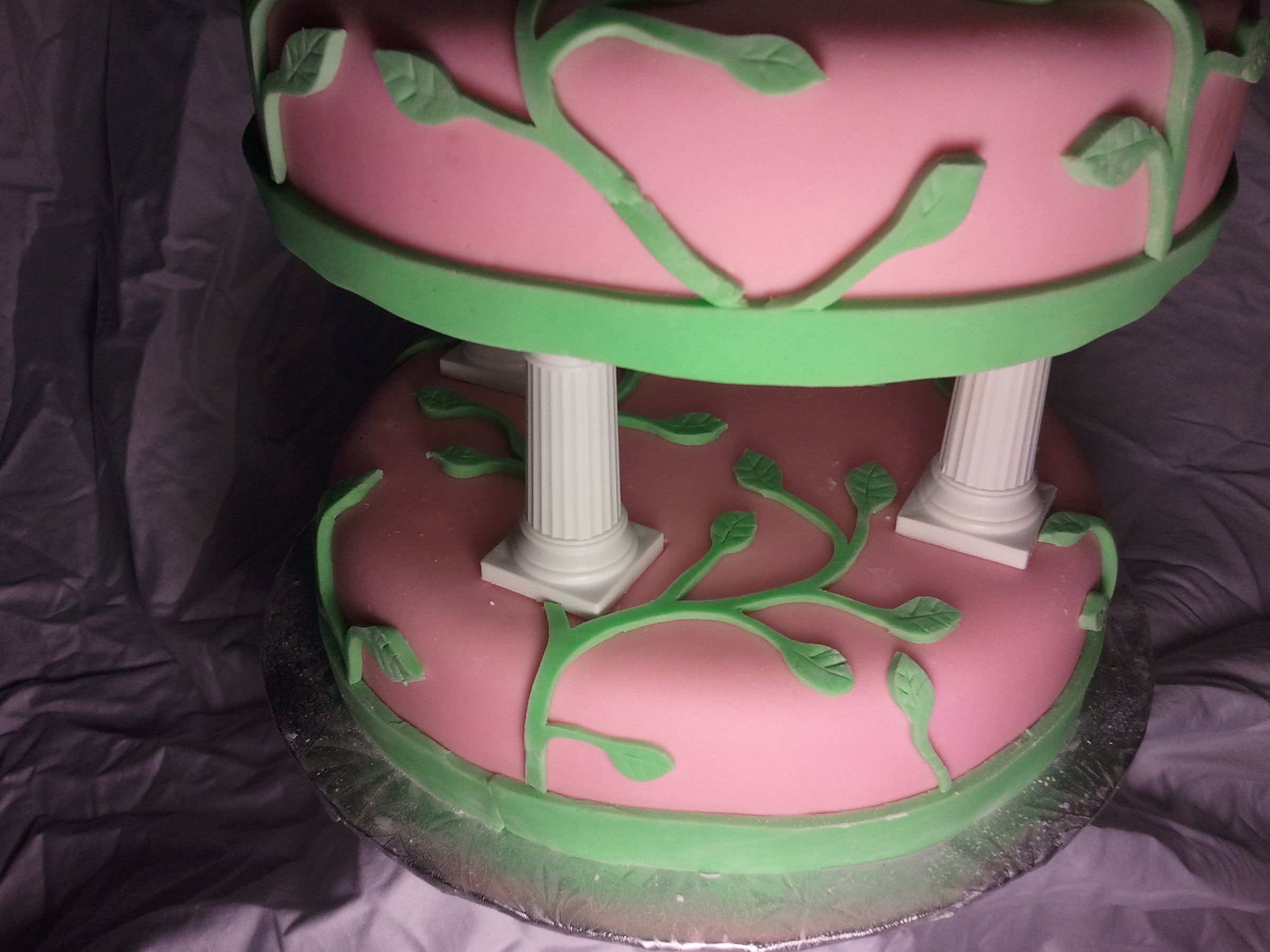How to Use Fondant to Make an Awesome Cake : 11 Steps (with Pictures ...