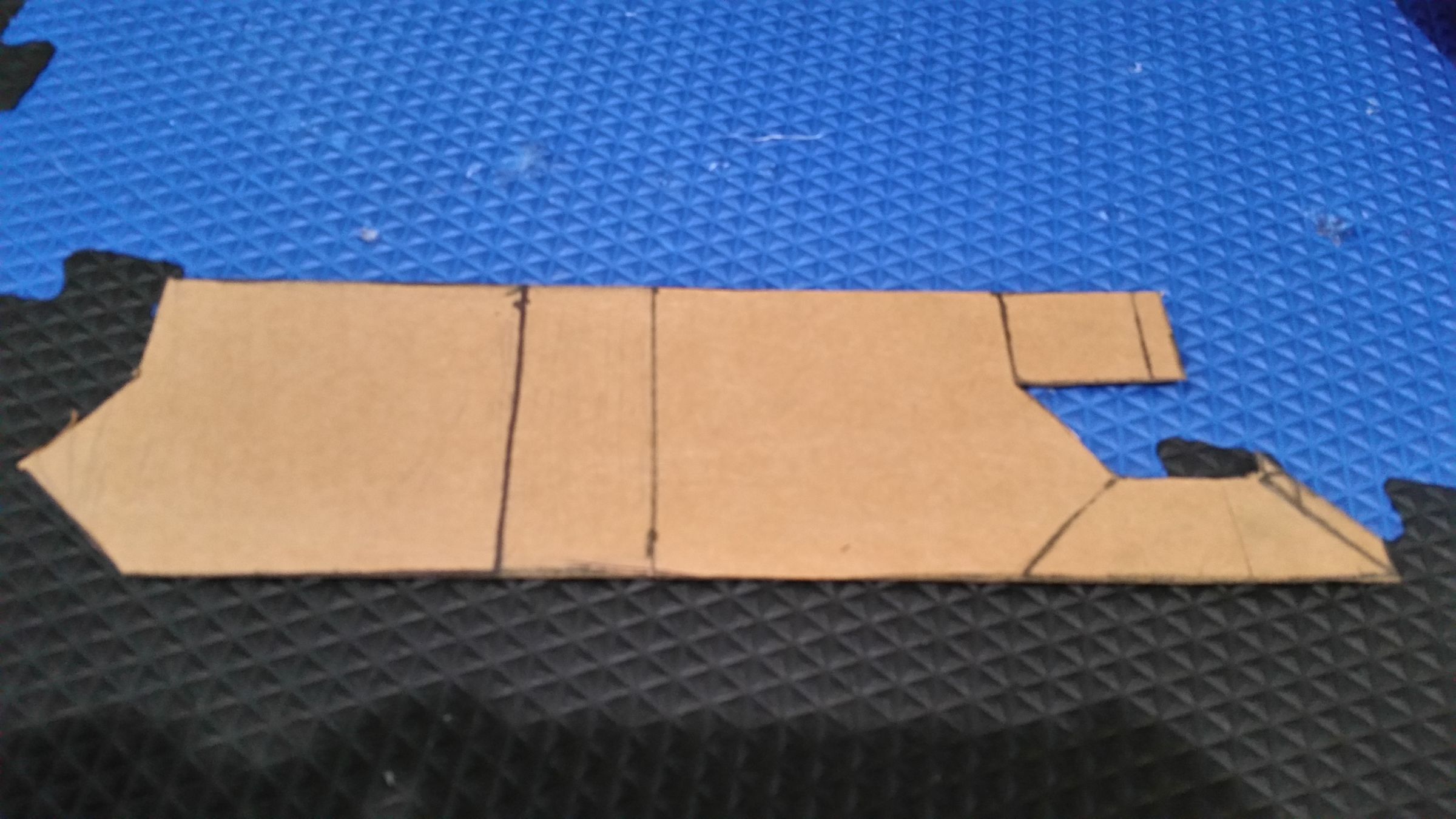 Working Cardboard Mandalorian Gauntlet: How to Make It : 14 Steps (with ...
