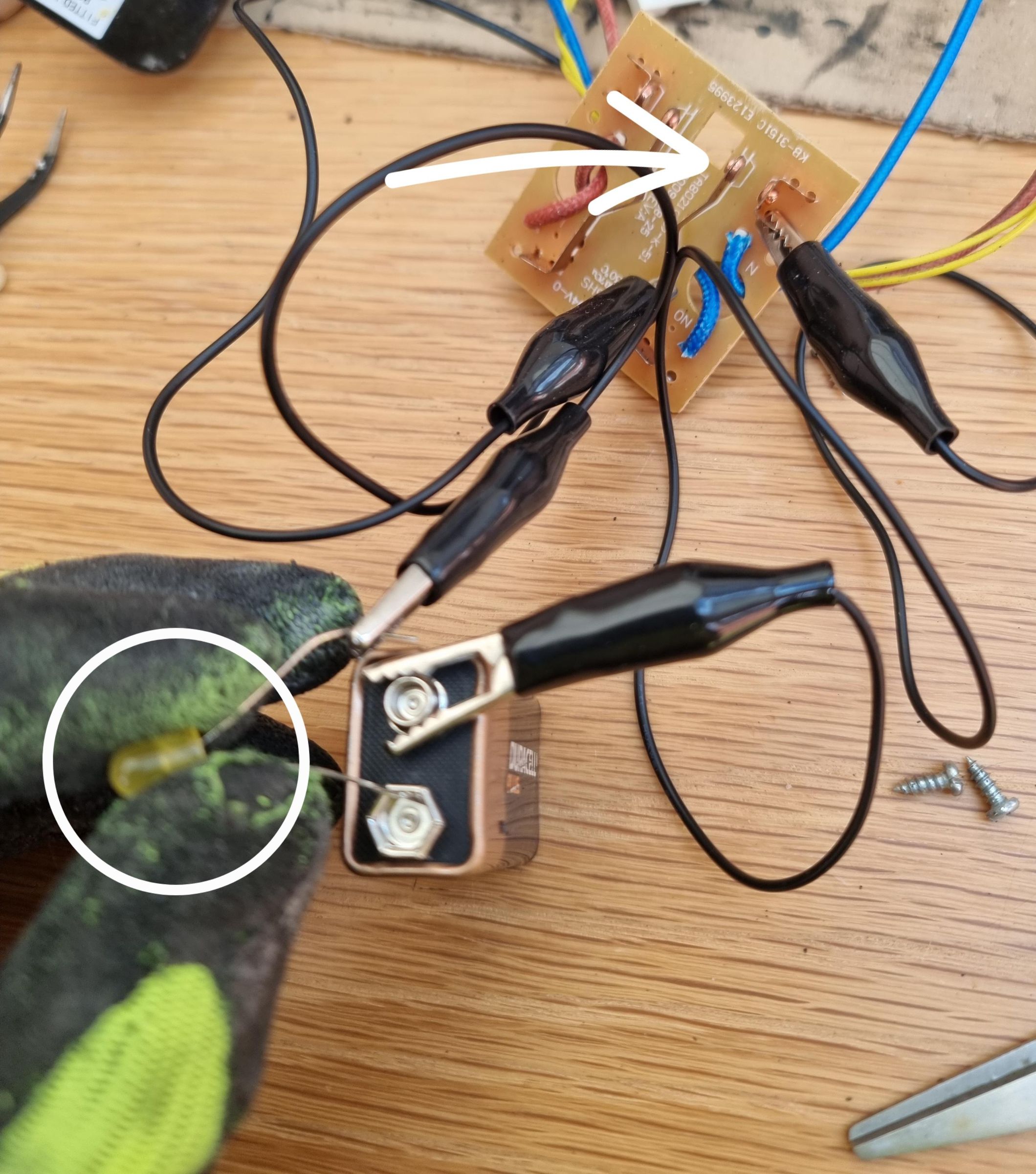 Fix an Old Broken Toaster! : 8 Steps - Instructables