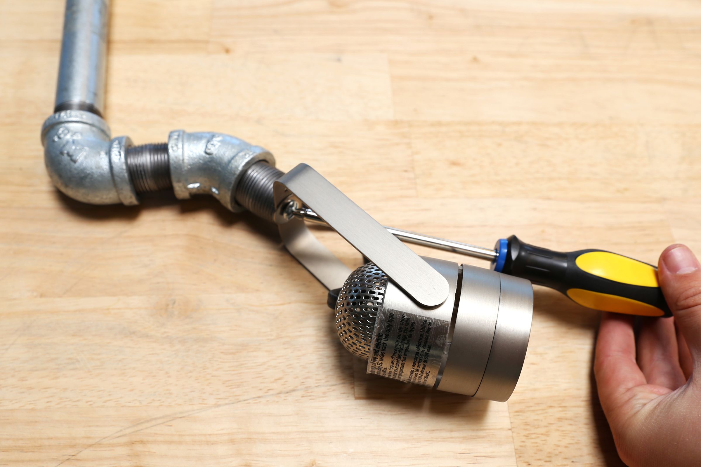 Desk Clamp Lamp : 10 Steps (with Pictures) - Instructables