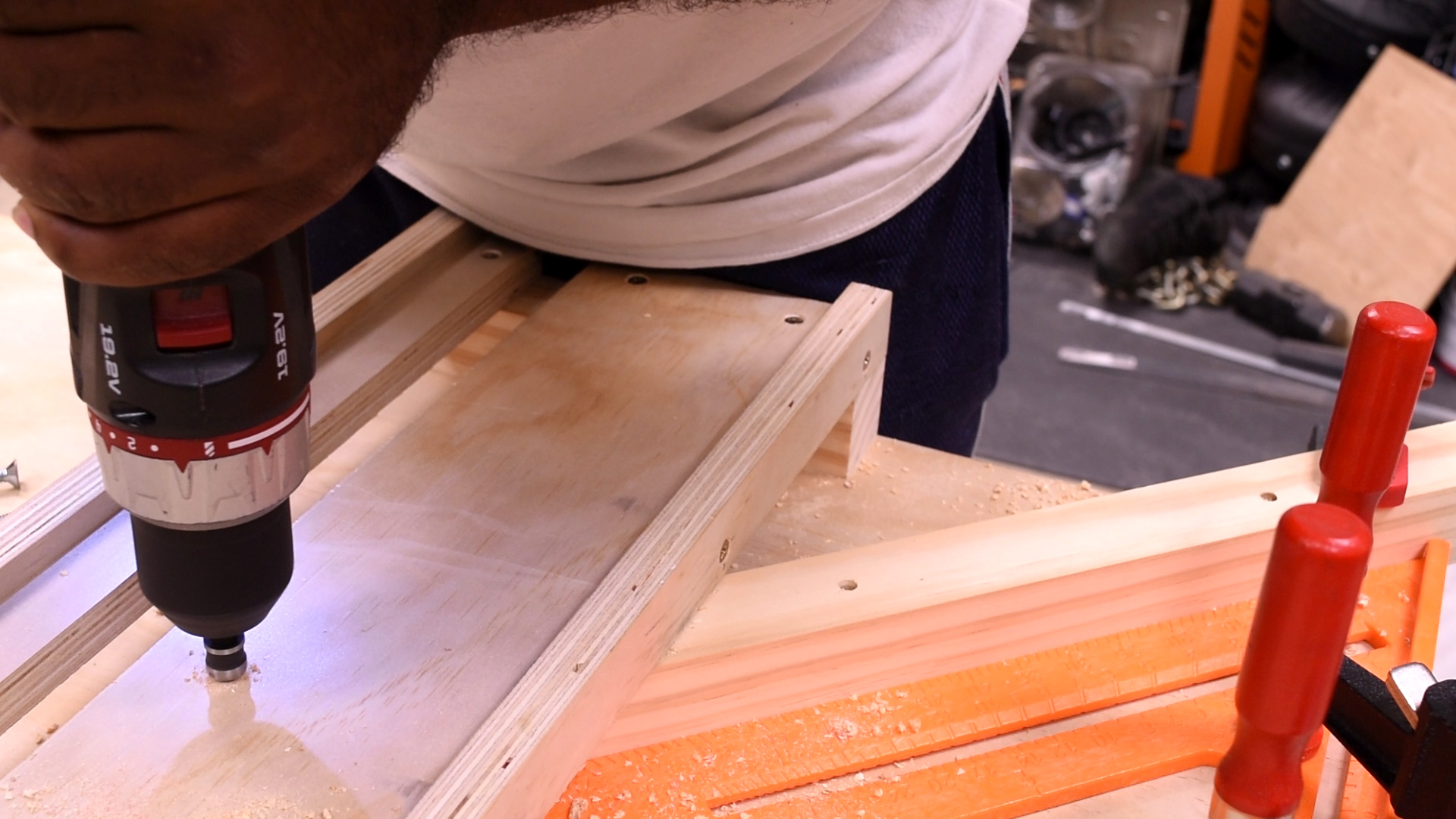 MAX CUT 2 Circular Saw Crosscut & Miter Jig : 11 Steps (with Pictures ...