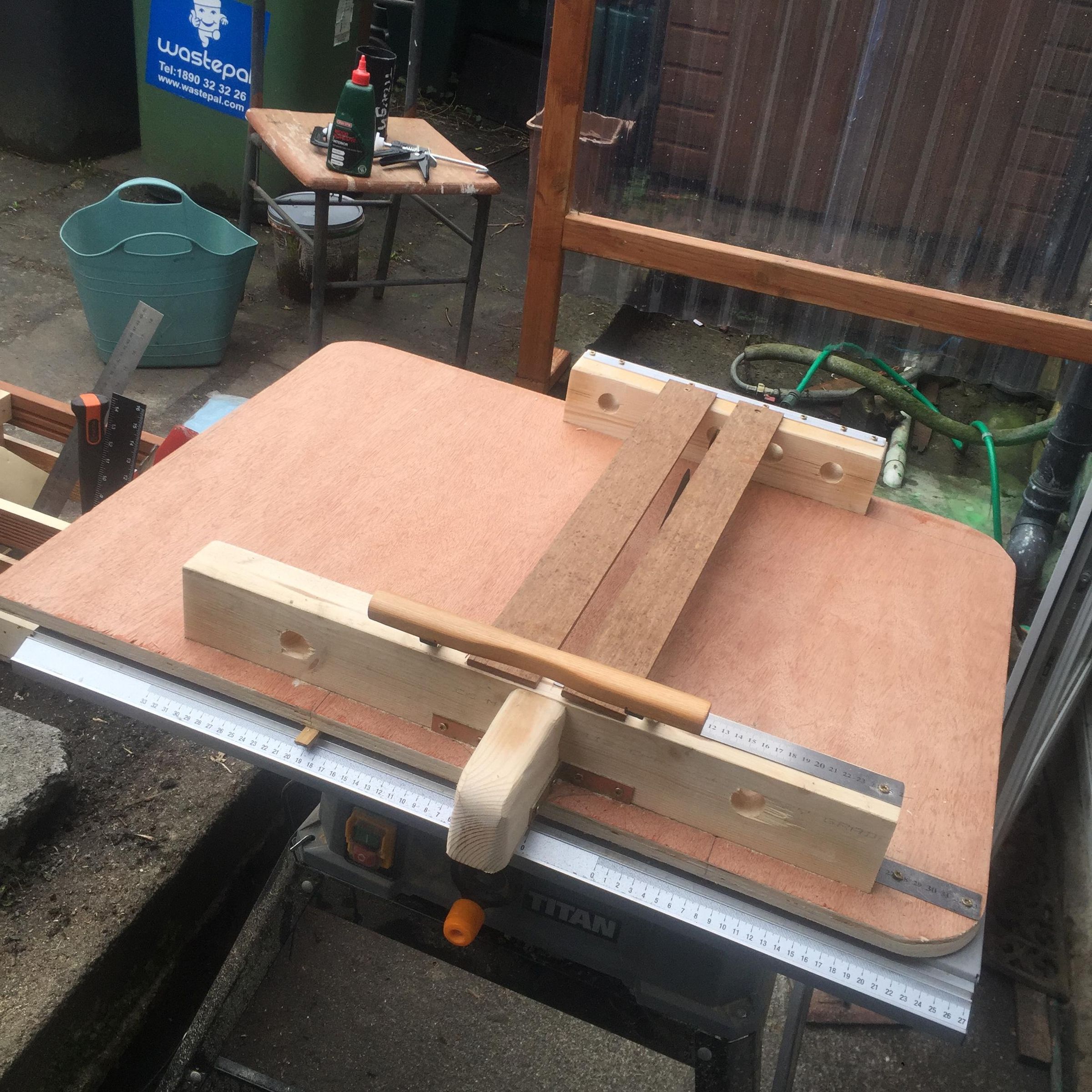 Easy and Precise Table Saw Sled : 5 Steps (with Pictures) - Instructables