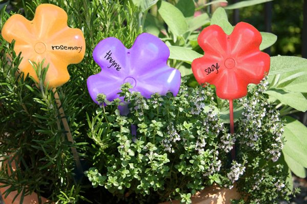 Plastic Herb Name Tags : 4 Steps (with Pictures) - Instructables