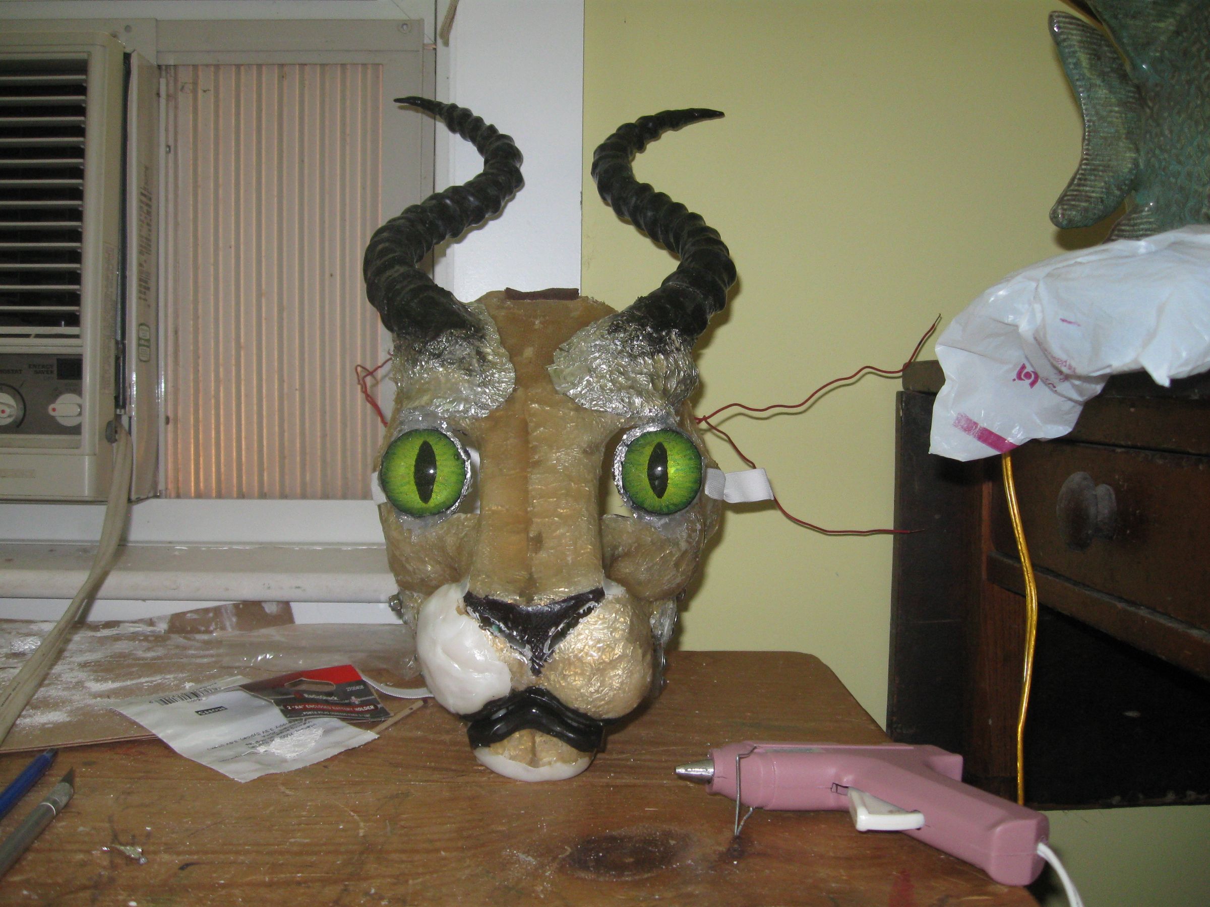 Making a Cat(?) Mask With Fiberglass : 18 Steps (with Pictures ...
