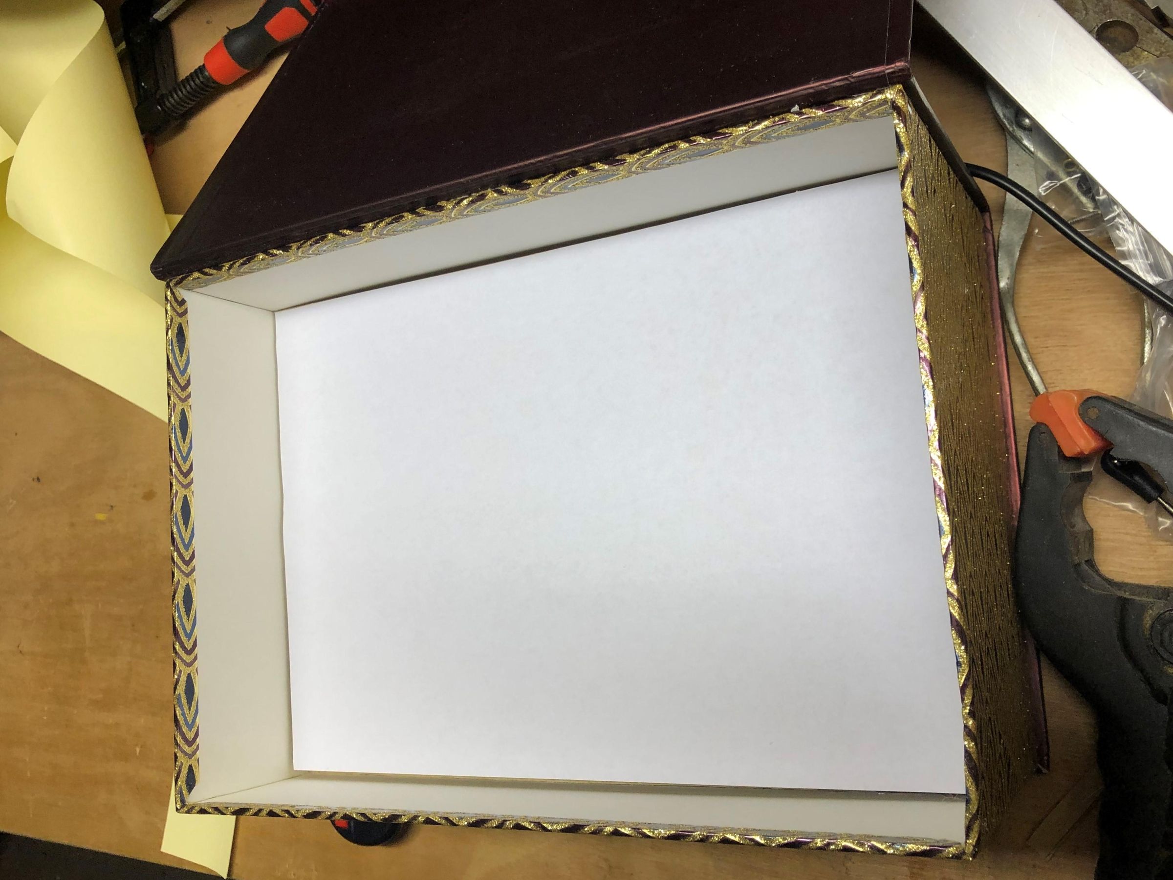 Arduino Secret Stash Chocolate Box With Easyvr3 and Servos : 5 Steps ...