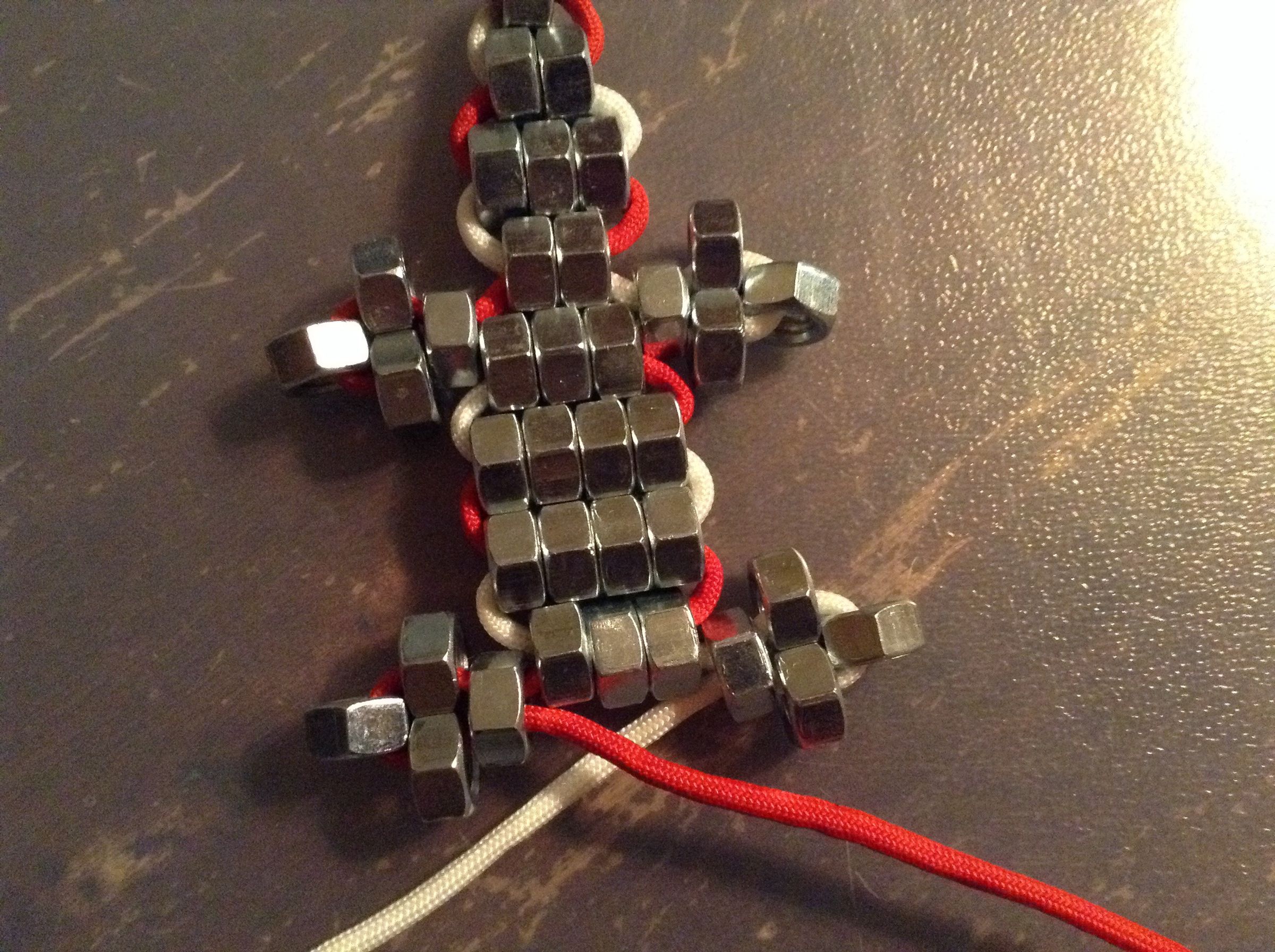 Paracord Gecko/ Lizard : 10 Steps (with Pictures) - Instructables