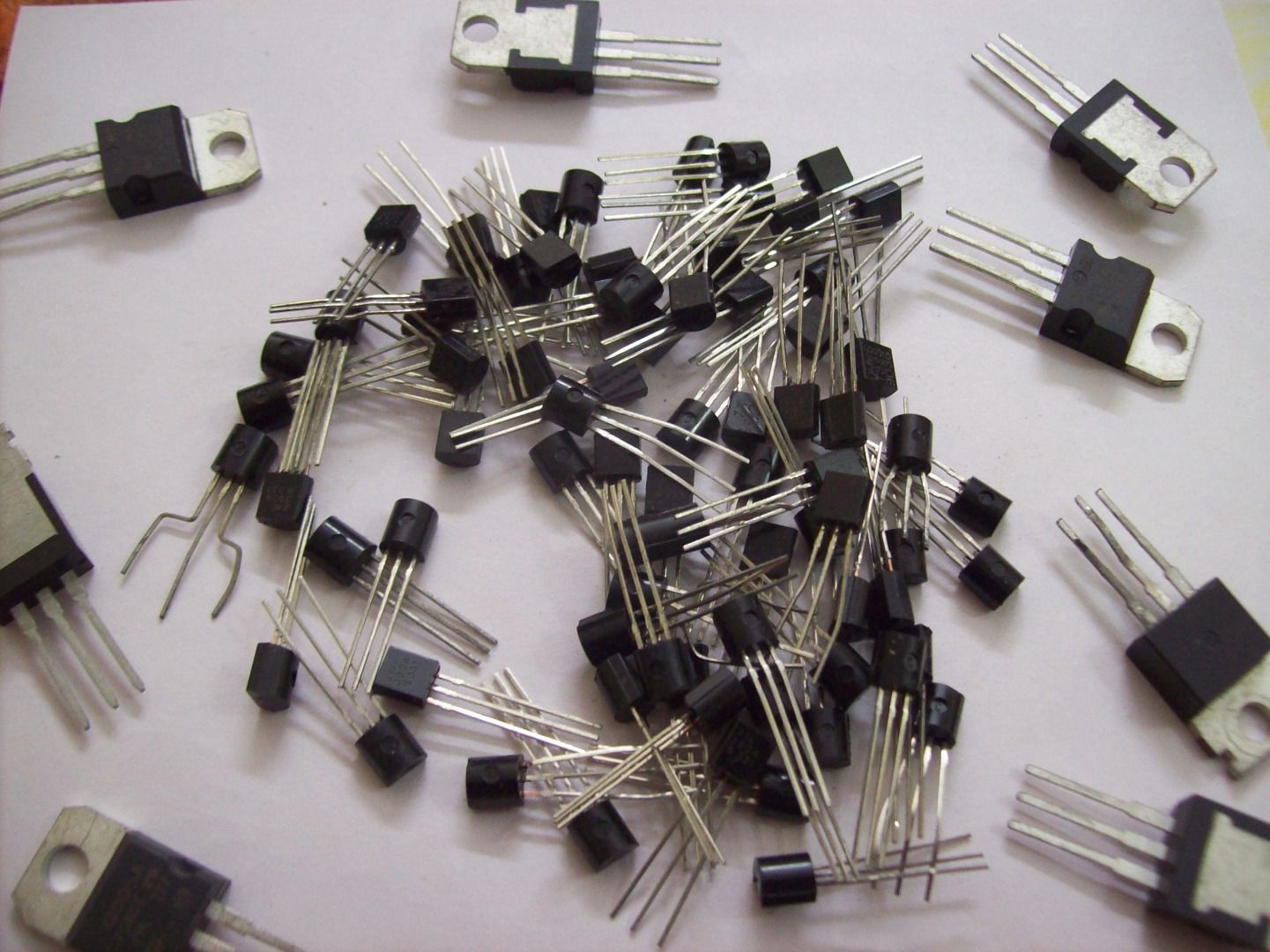 Homemade Electronic Components Organizer : 7 Steps - Instructables