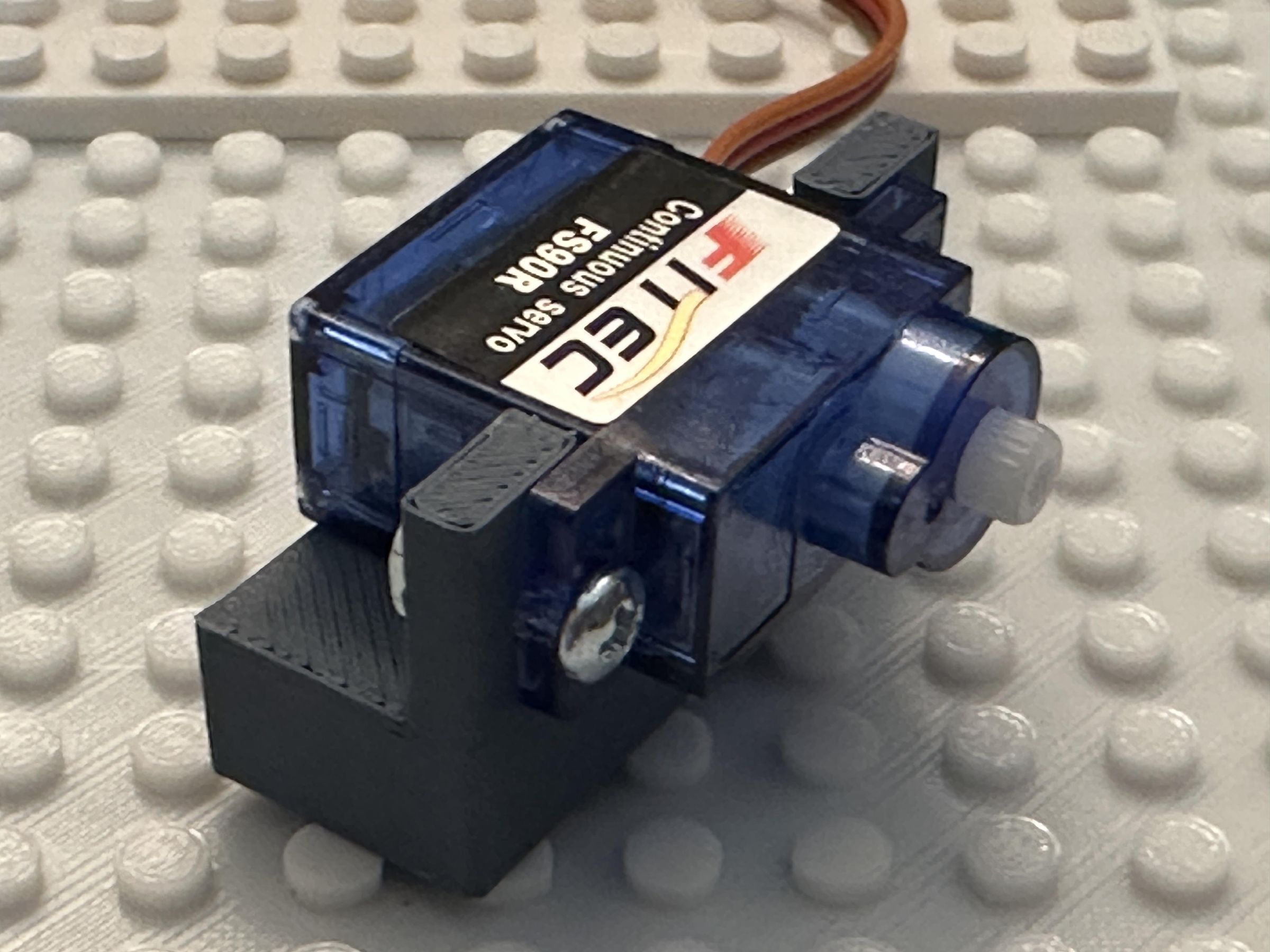 LEGO Servo Motor Bracket - Instructables