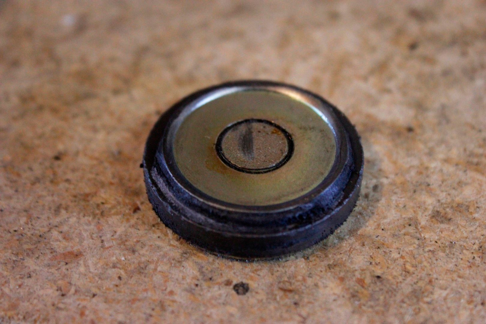 DTTAY - How to Reclaim Speaker Magnets : 6 Steps - Instructables