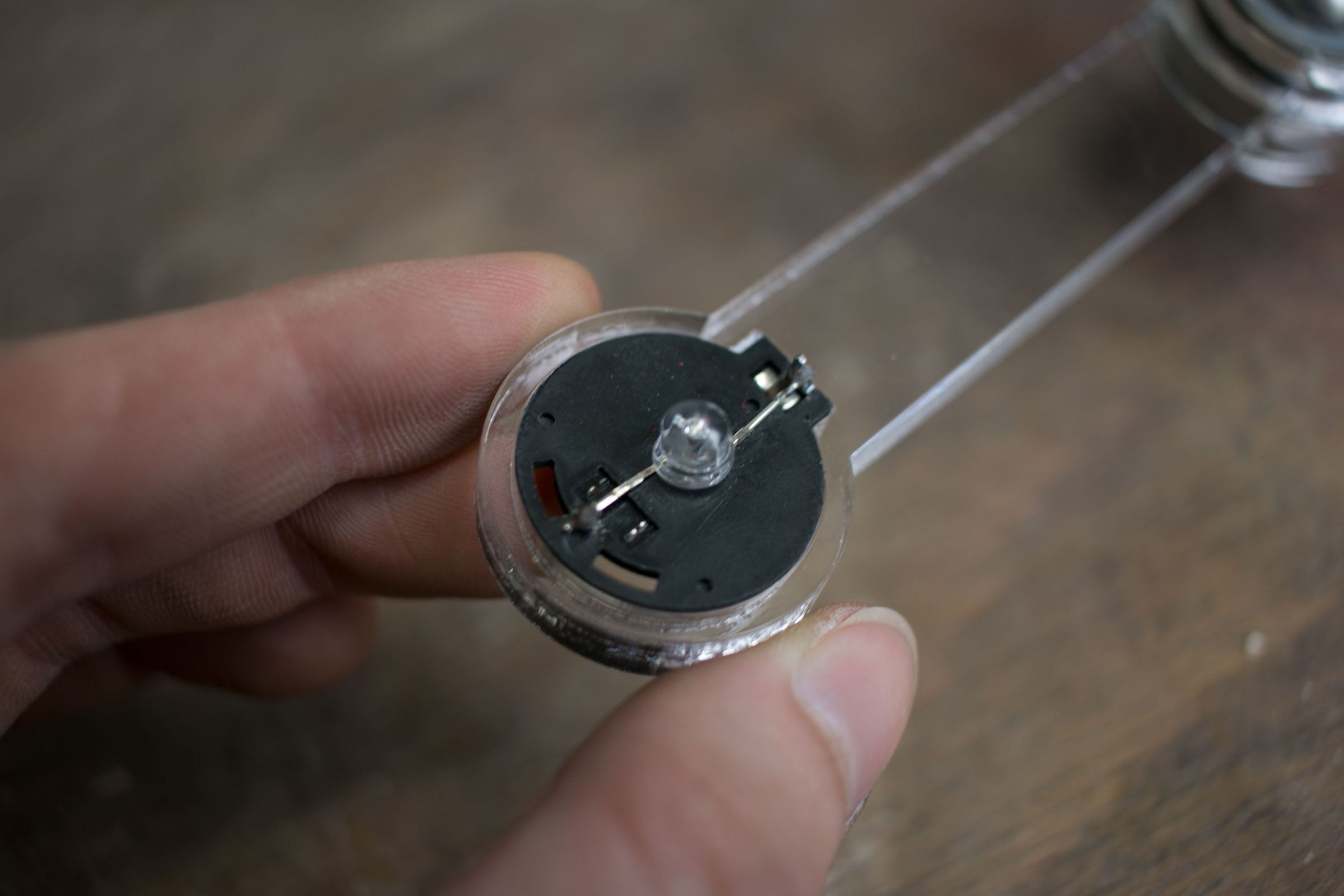 Glow in the Dark Double Pendulum : 4 Steps (with Pictures) - Instructables