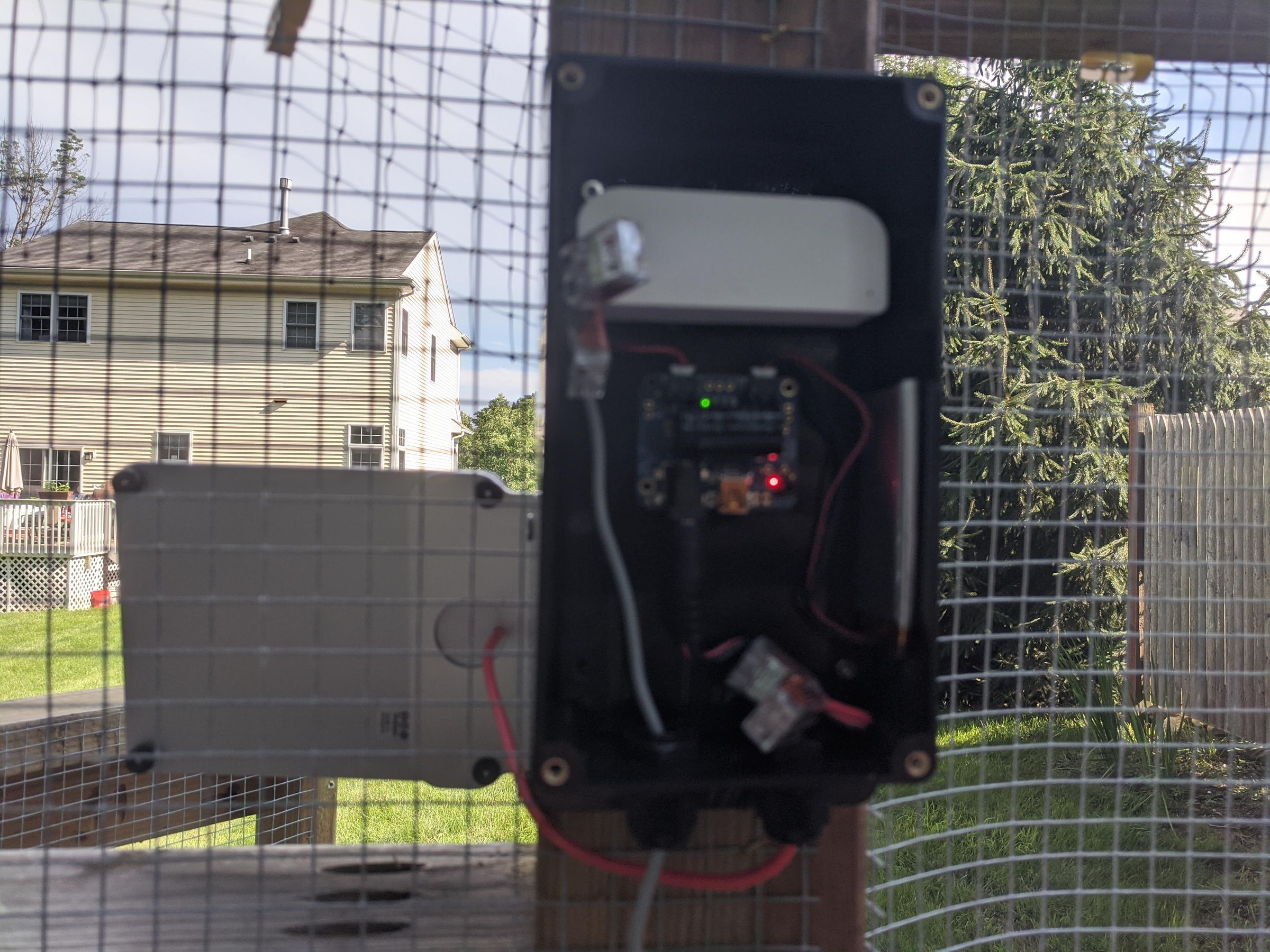 Solar Powered Door Sensor : 4 Steps - Instructables