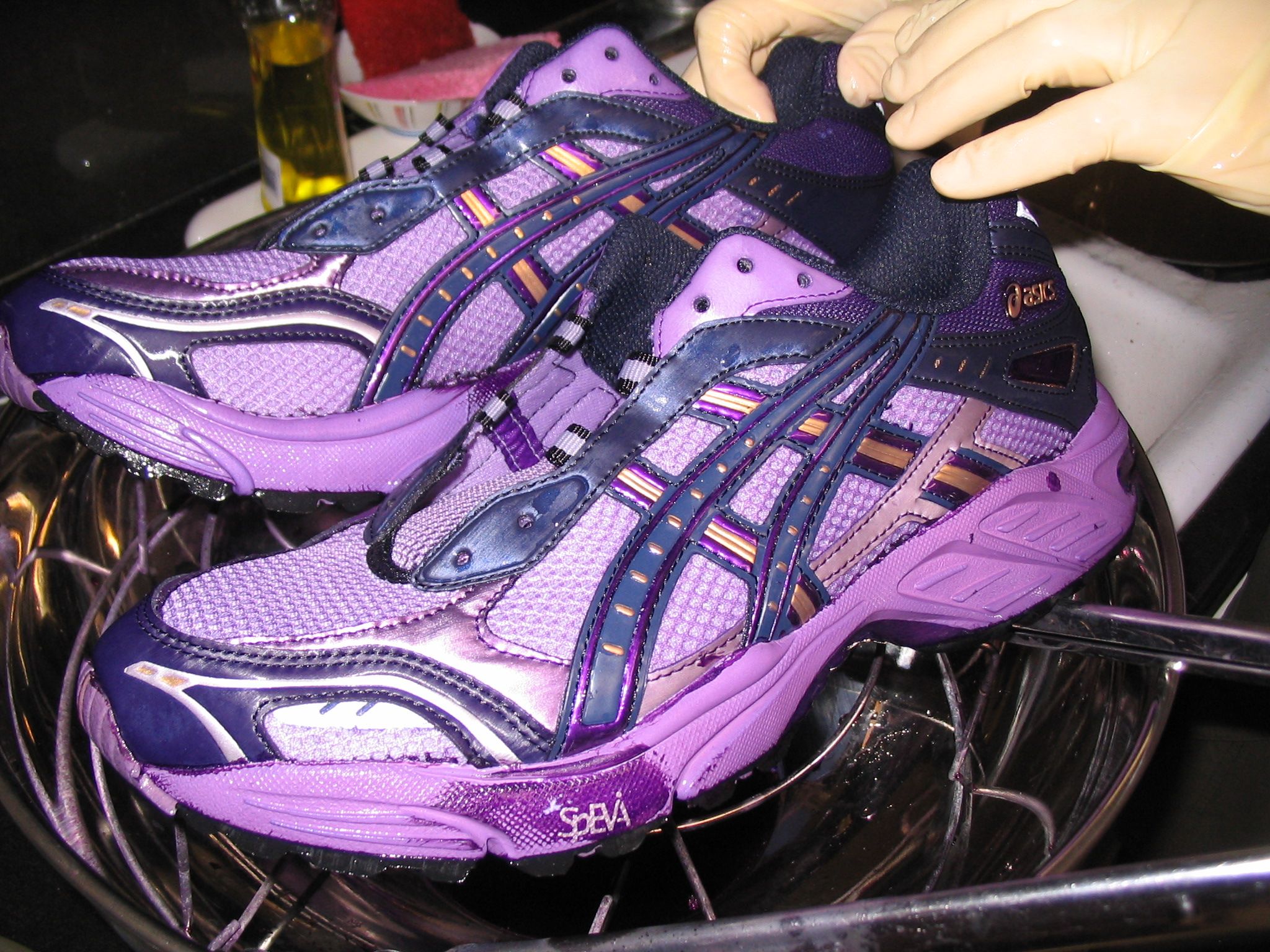 How to Dye Your Shoes a Cool Color Like Purple : 7 Steps (with Pictures ...