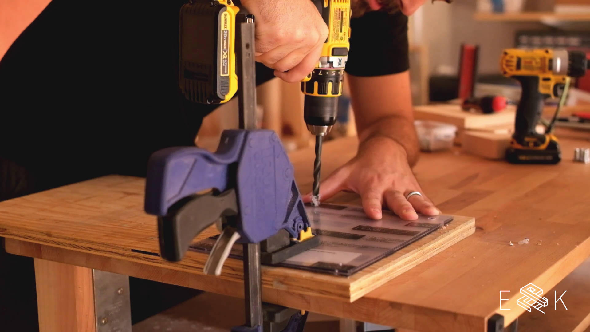 Modern Wood and Acrylic Photo Stand : 7 Steps (with Pictures ...