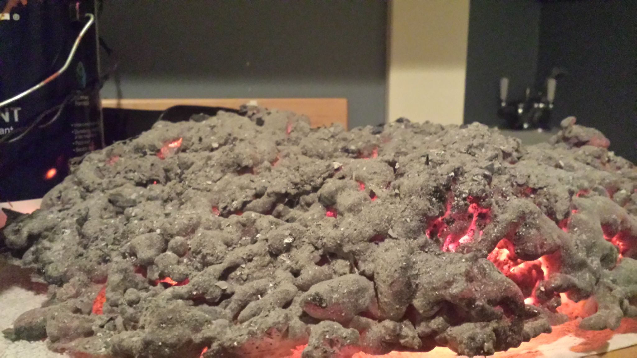 Burning Embers Halloween Prop : 8 Steps (with Pictures) - Instructables