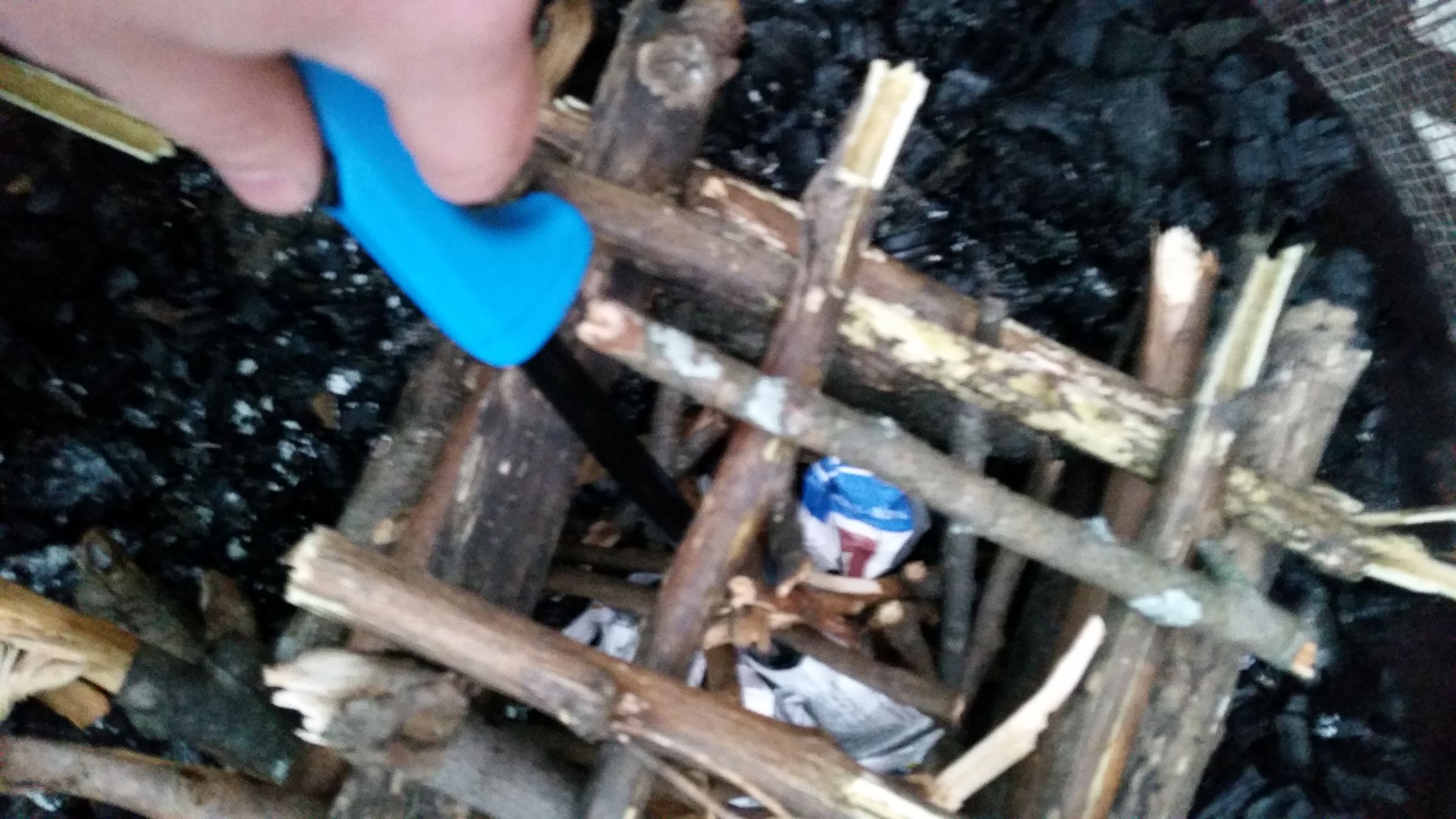 Ultimate Outdoor Log Cabin Fire : 9 Steps - Instructables
