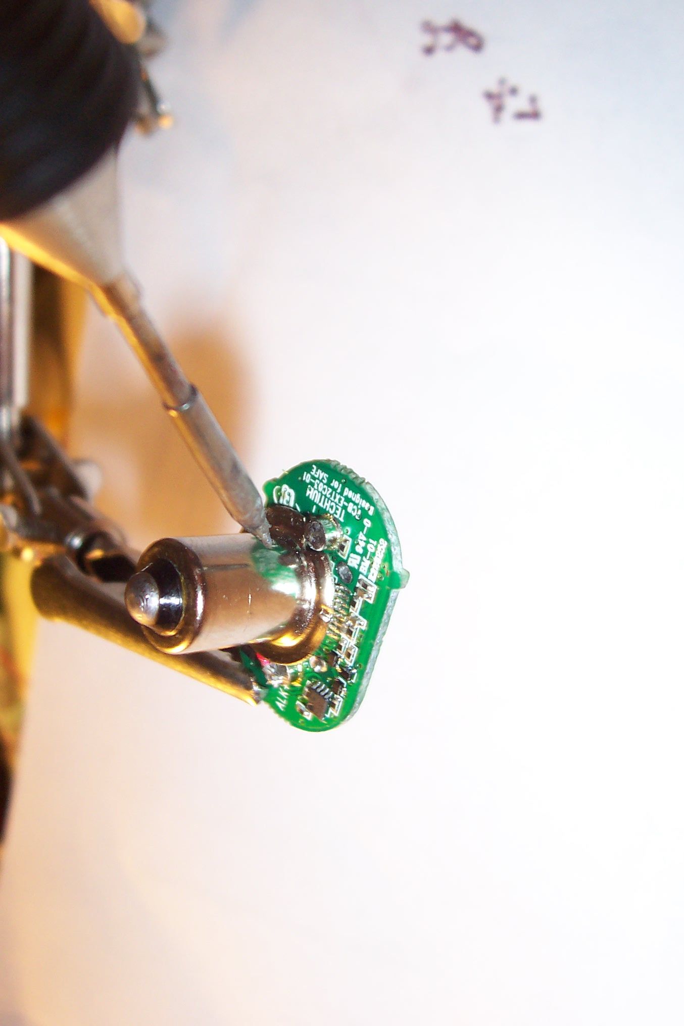 Mag-Lite LED Conversion (any 2 or 3 XCell Flashlight) : 6 Steps ...