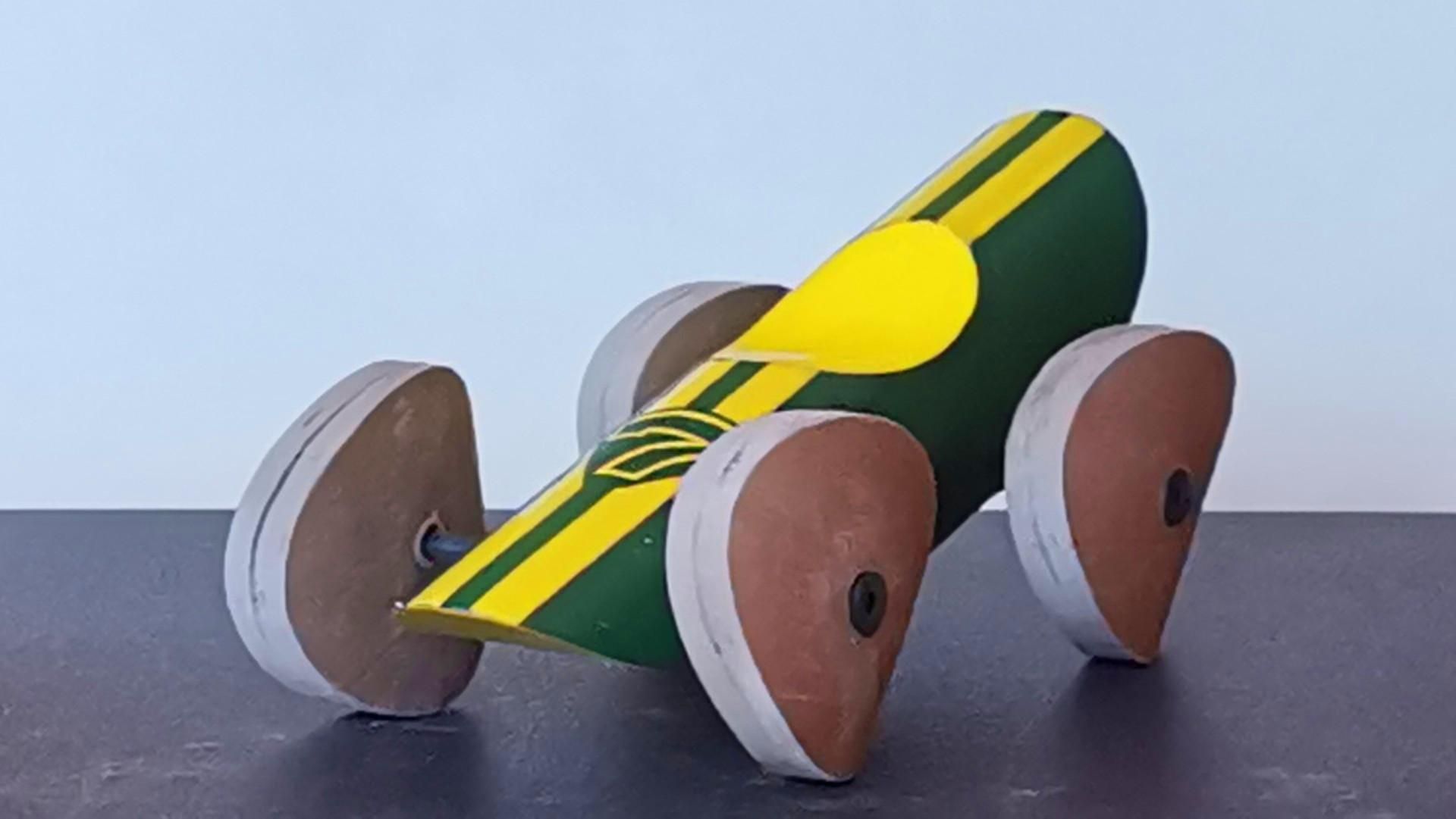 Mr. Pringles Race Car : 13 Steps (with Pictures) - Instructables