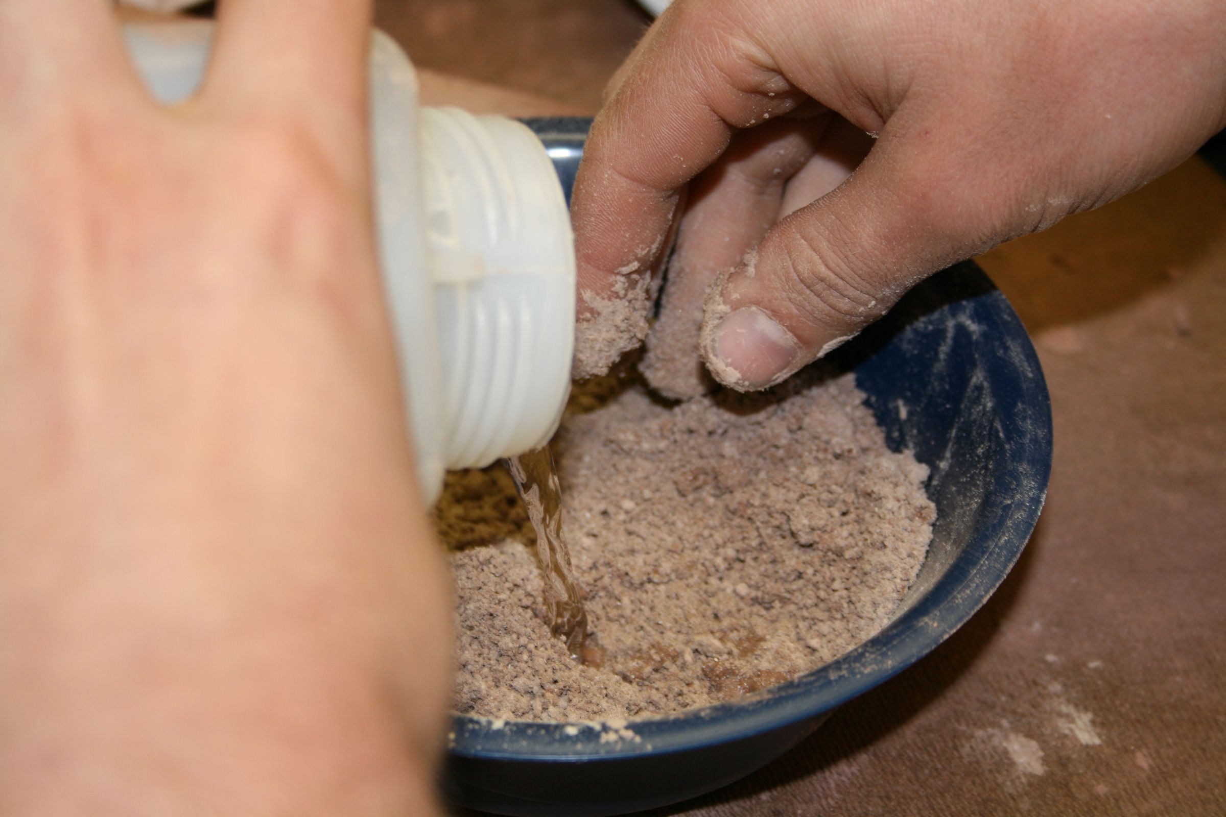 Clay-Sawdust Water Filters : 6 Steps (with Pictures) - Instructables