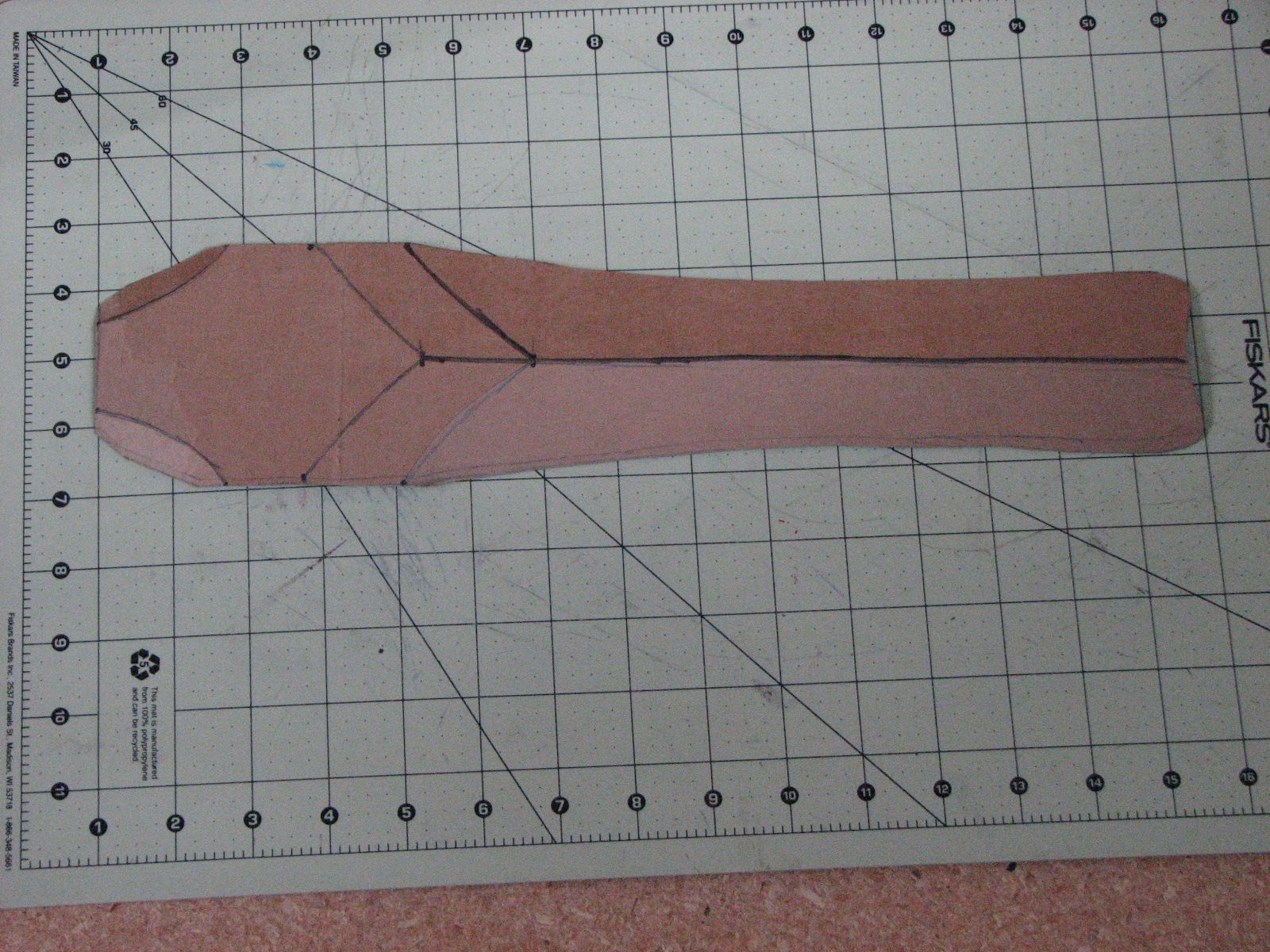 How to Make Greaves (Leg Armor) Out of Cardboard : 7 Steps (with ...