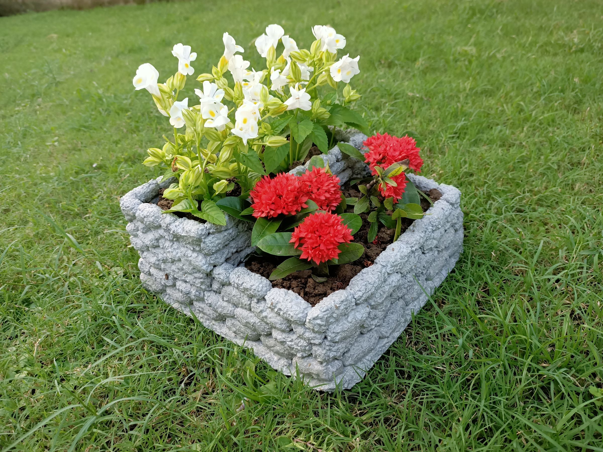 DIY Textured Cement-Styrofoam Planter : 12 Steps (with Pictures ...
