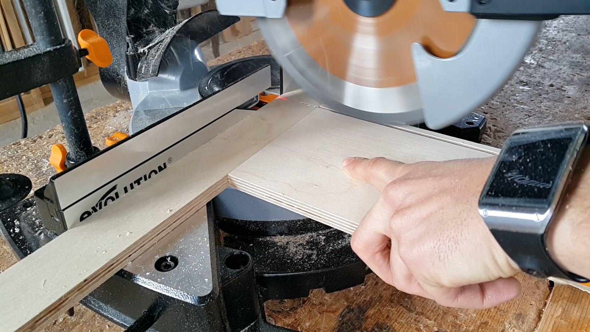 Making a Birdhouse : 11 Steps (with Pictures) - Instructables