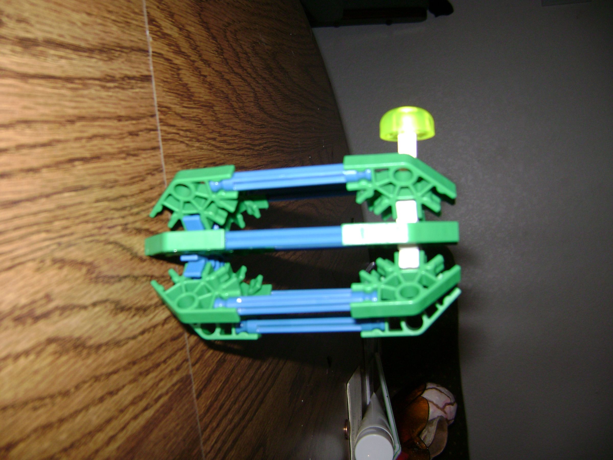K'nex Frag Grenade : 4 Steps - Instructables