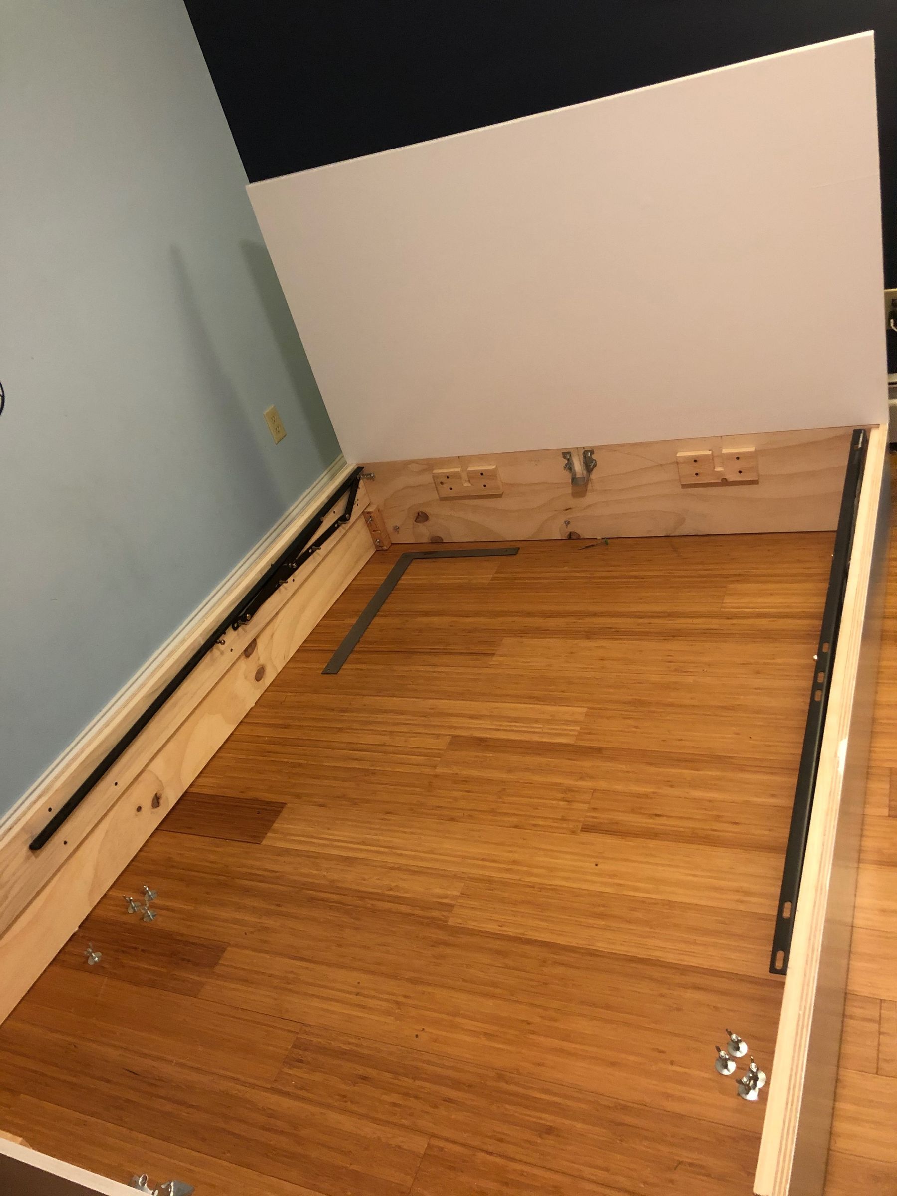 Lift Storage Bed Easy to Move : 14 Steps (with Pictures) - Instructables