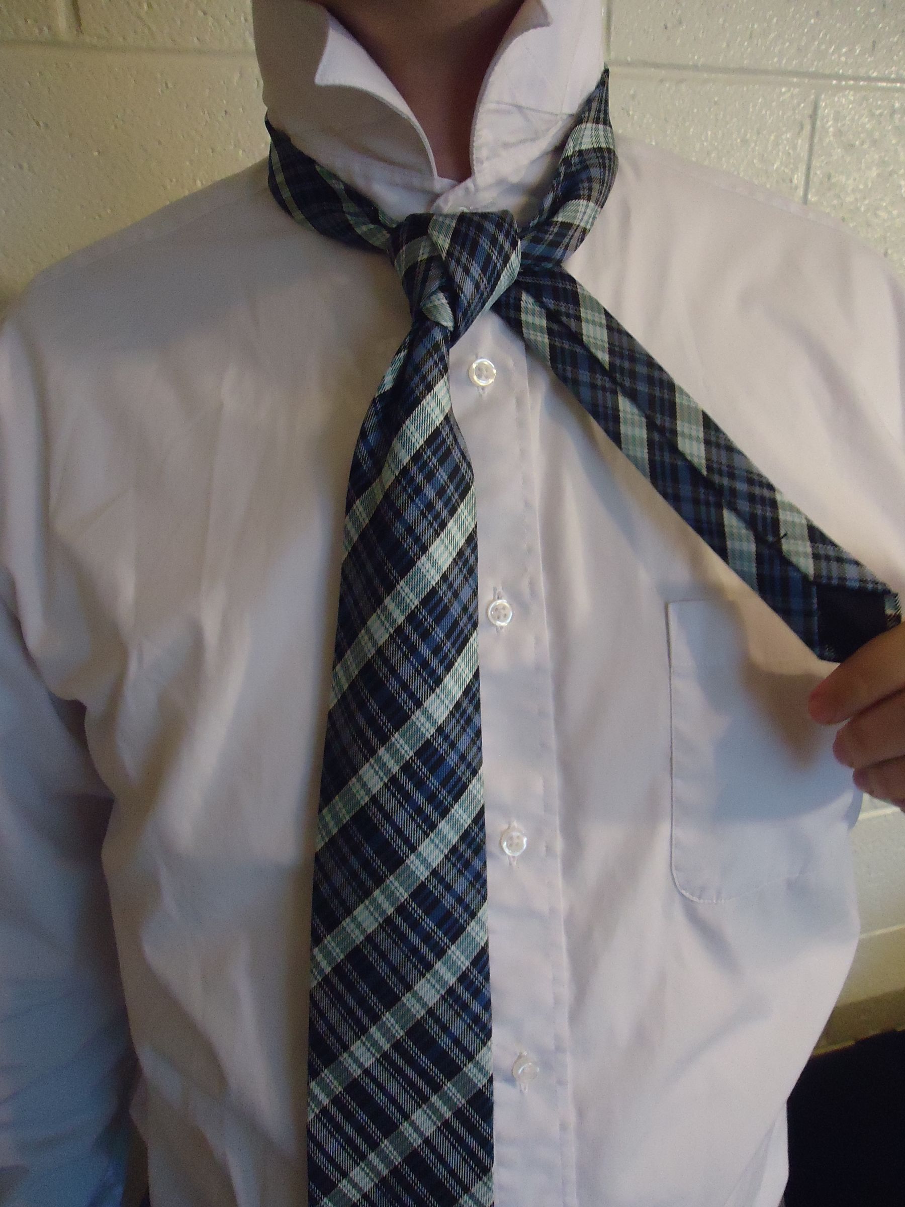 Complicated Tie Knot