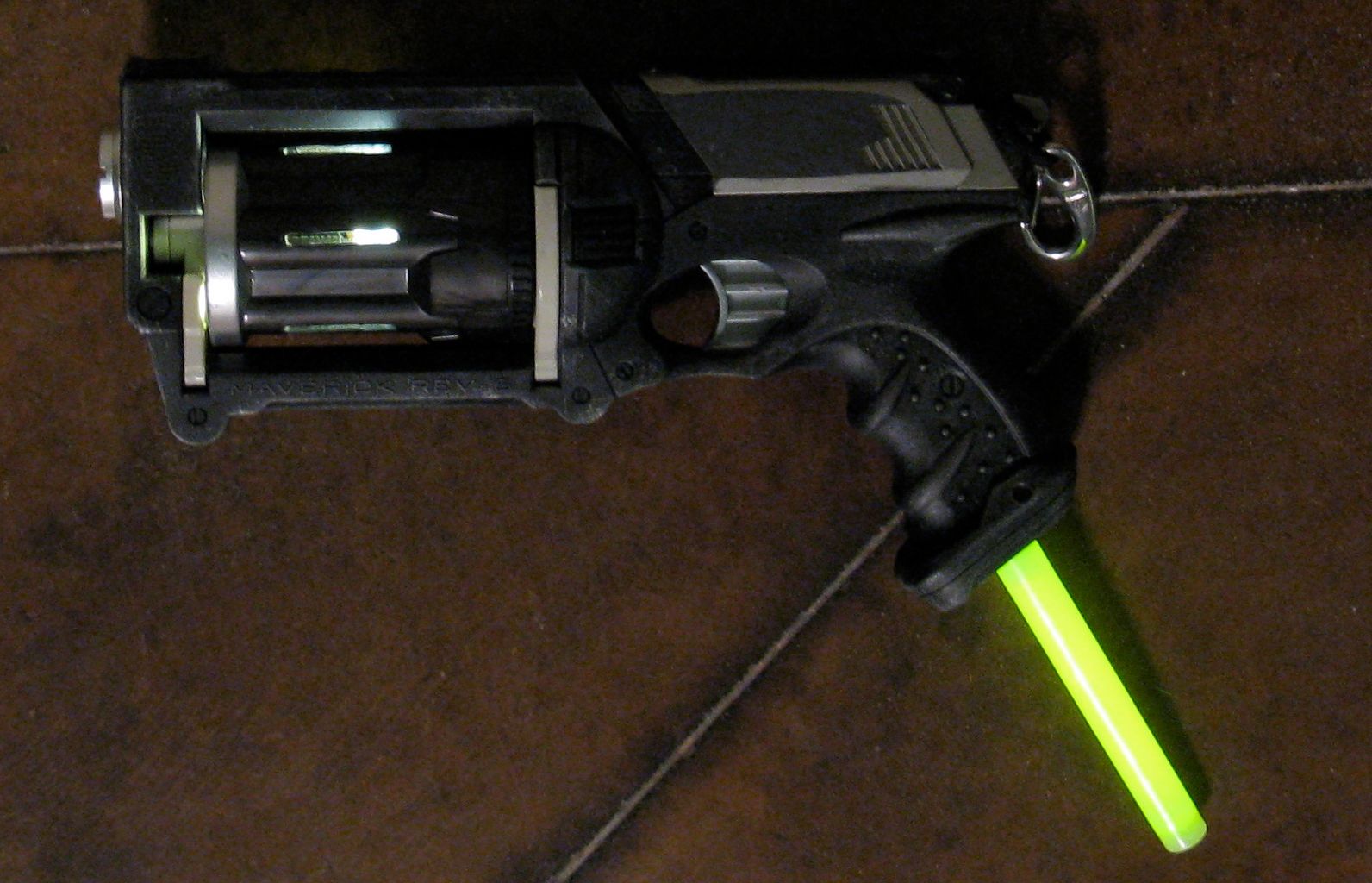 Vampire-Hunting Gun Prop With UV Bullets : 8 Steps - Instructables