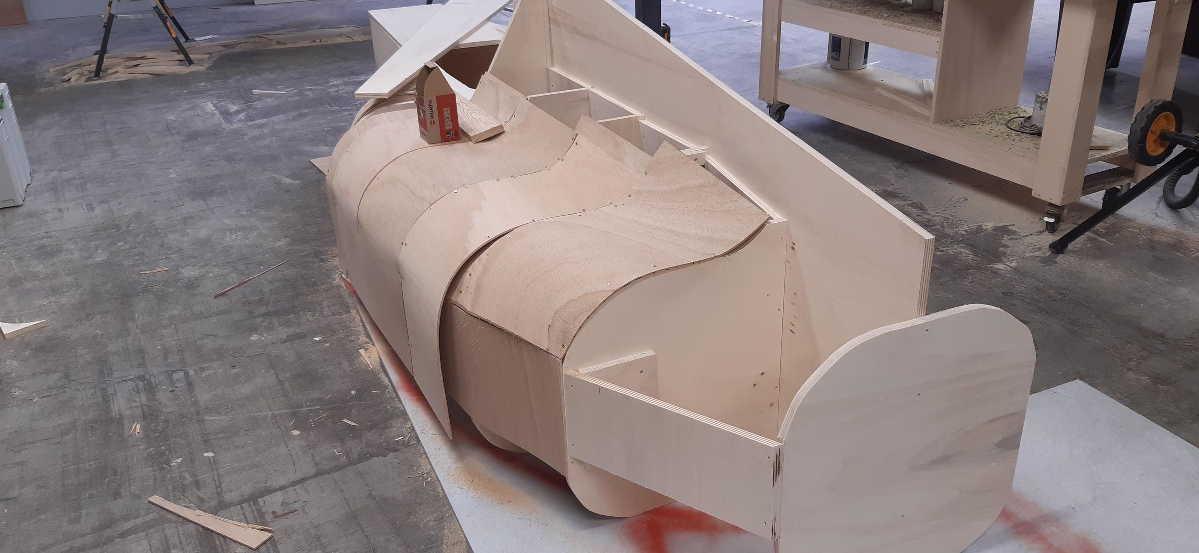 Full-size F1 Replica Car : 19 Steps (with Pictures) - Instructables
