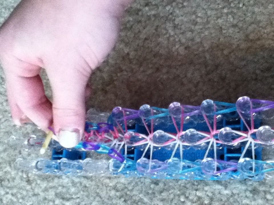 Rainbow Loom Raindrop Pattern