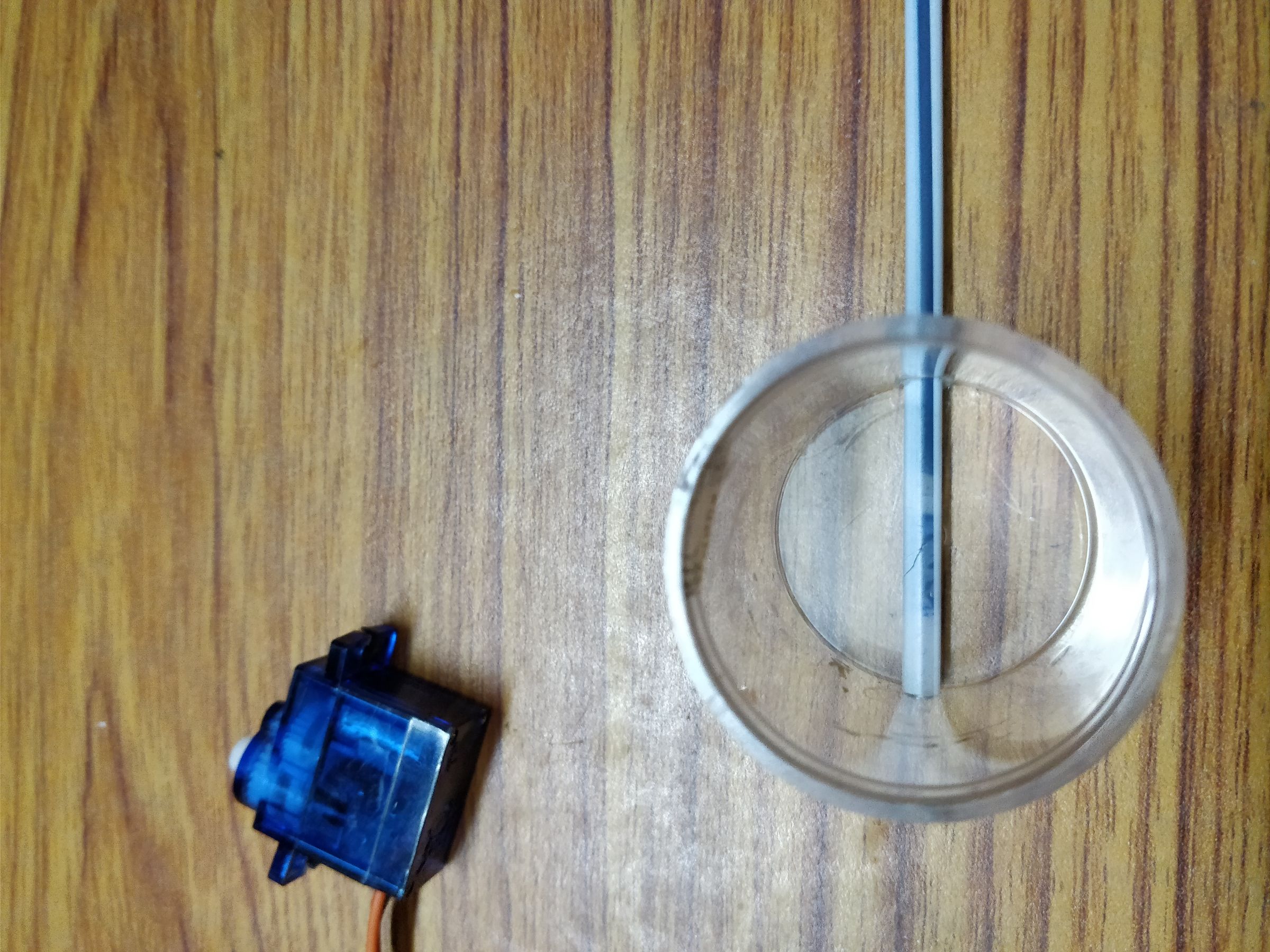 Fish Feeder Using Arduino Nano, Servo Motor and Waste Materials : 7 ...