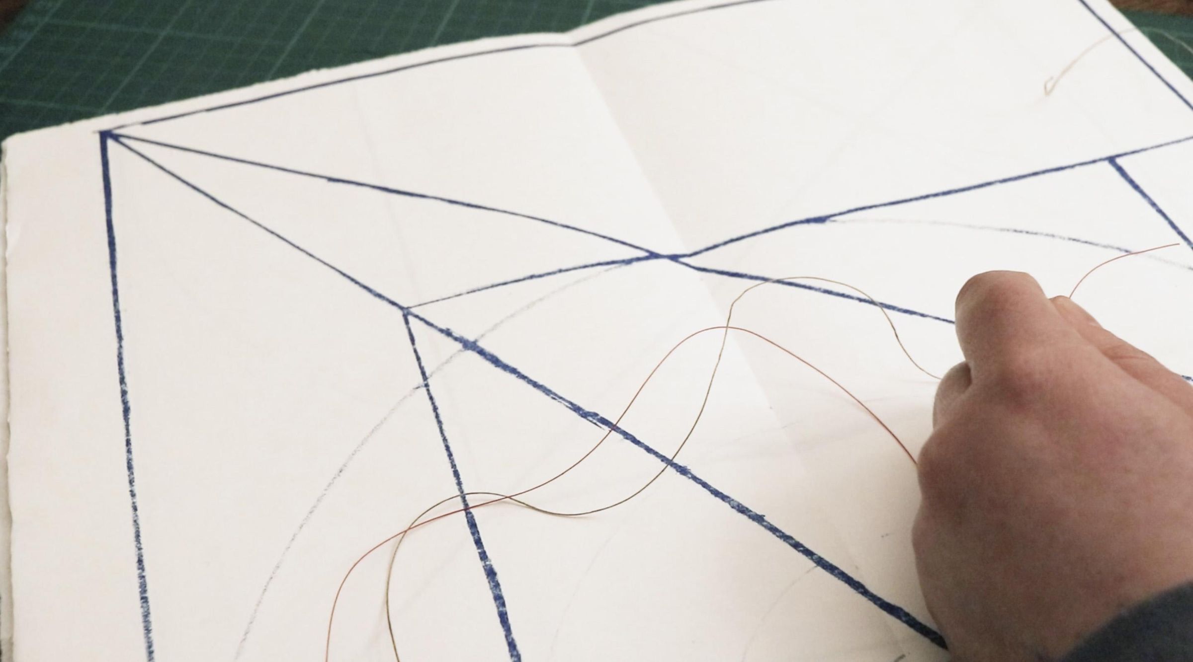 Make a Pamphlet Stitch Sketchbook : 8 Steps (with Pictures) - Instructables
