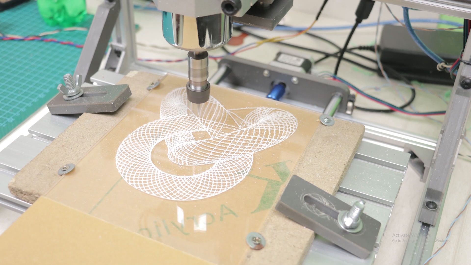 Amazing 3D Illusion Night Lamp : 4 Steps - Instructables