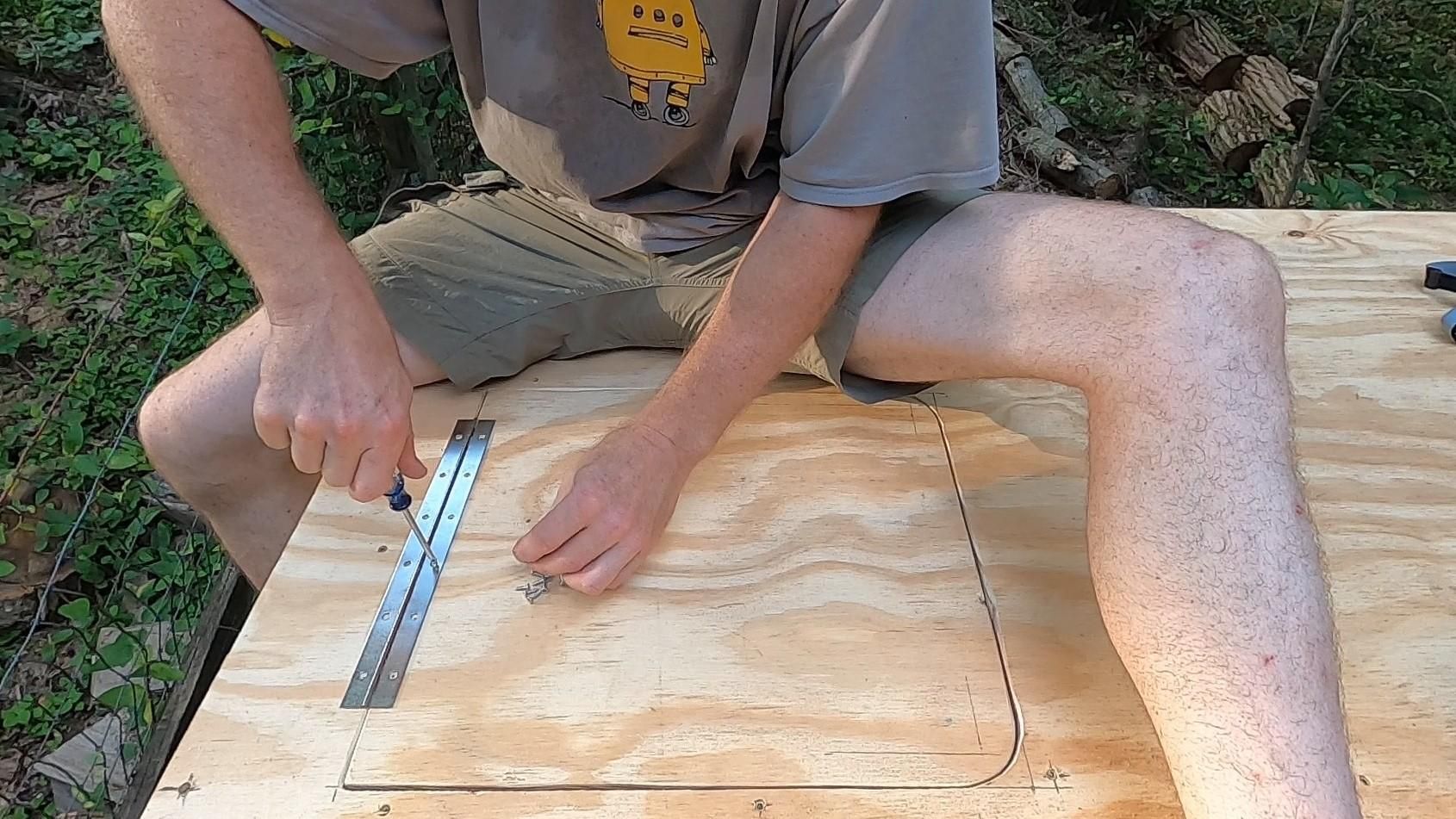 Backyard Treehouse With Zip Line, Trap Door, and Sliding Door : 25 ...