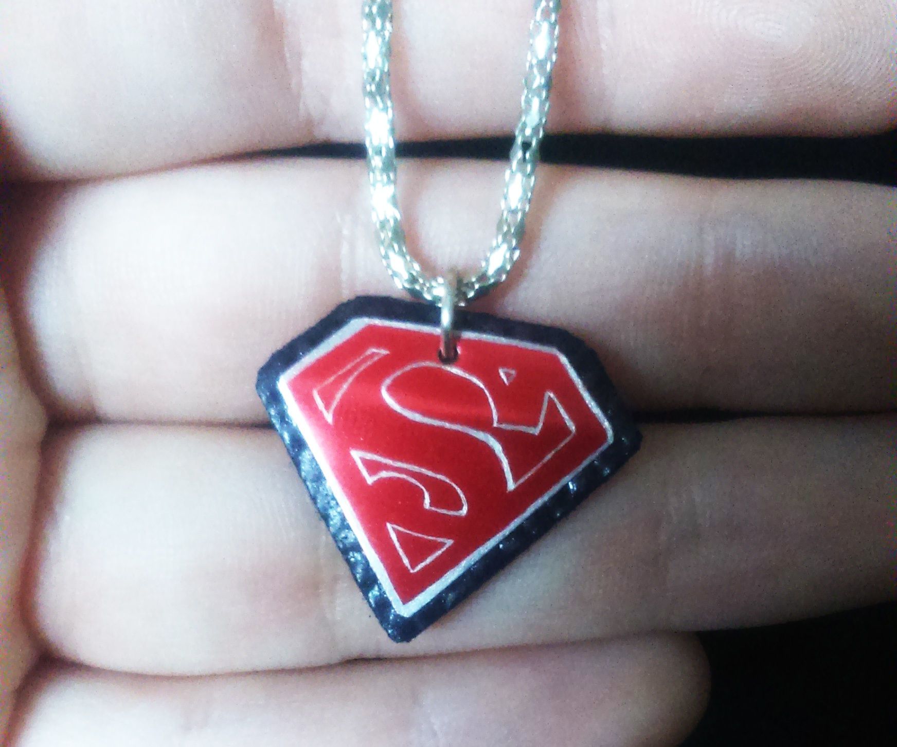 DIY Upcycled Superman Necklace Using a Soda Can : 8 Steps (with ...